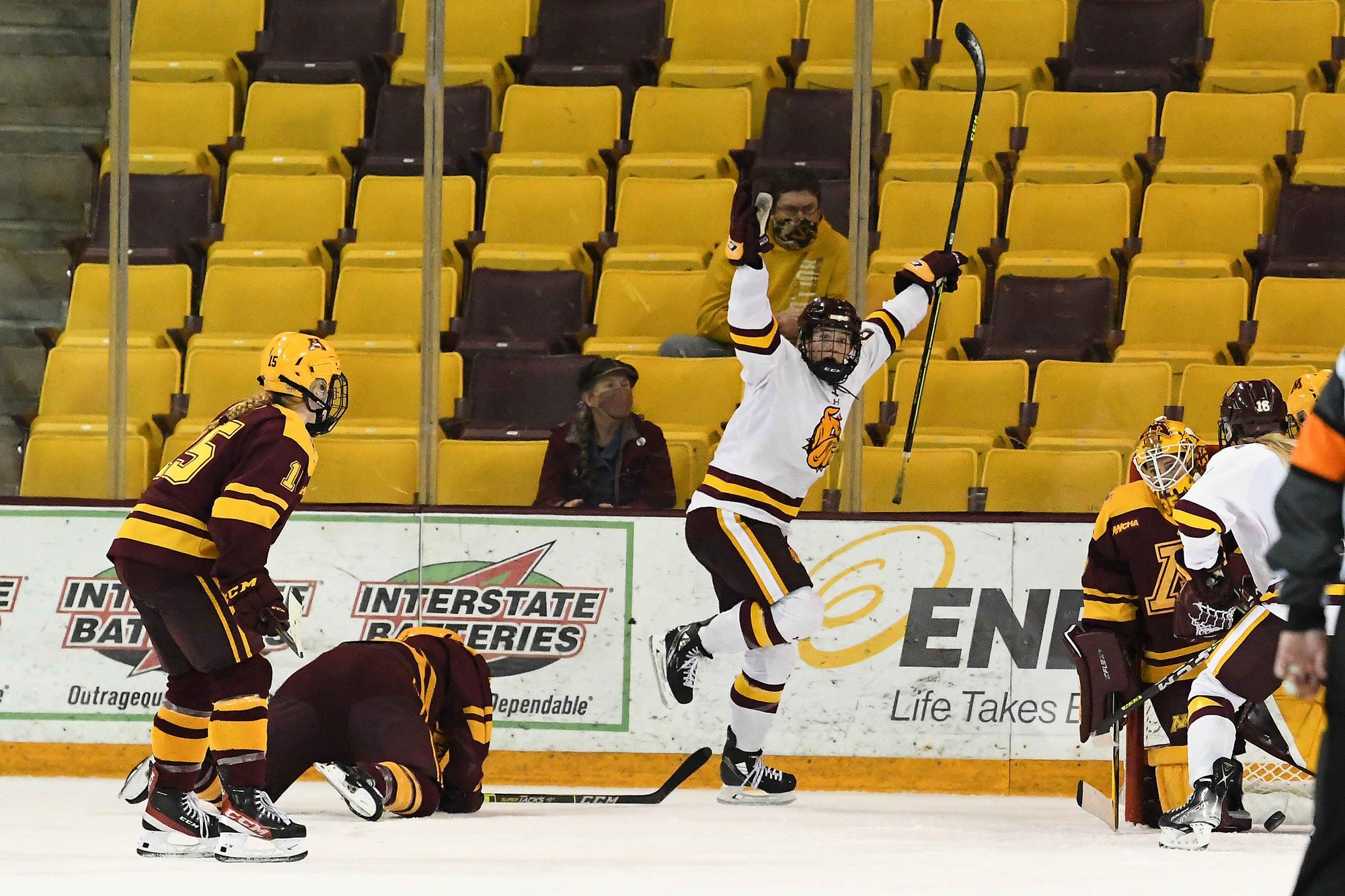 Maggie Flaherty - Women's Hockey - UMD Athletics