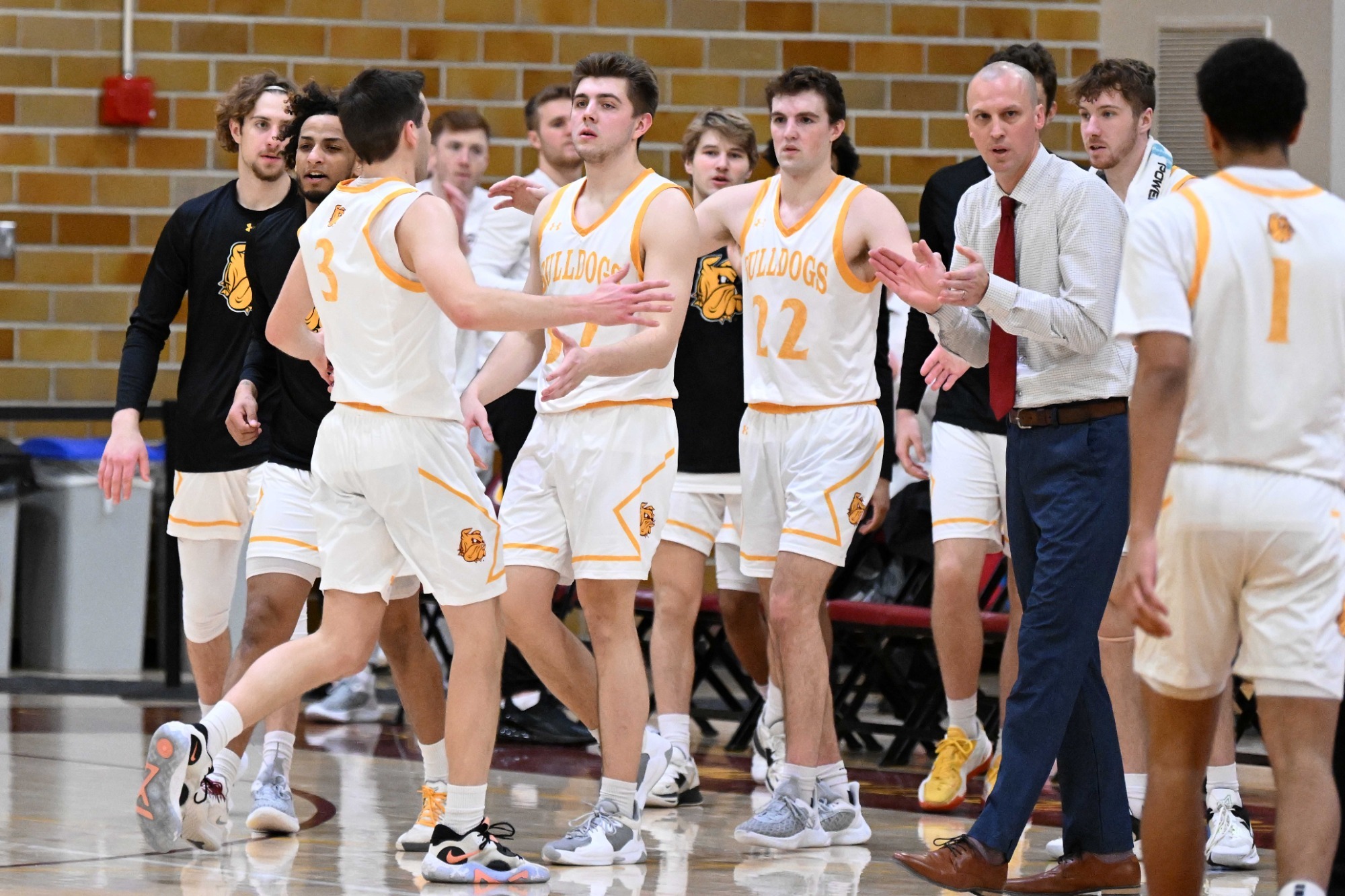 Austin Andrews - Men's Basketball - UMD Athletics