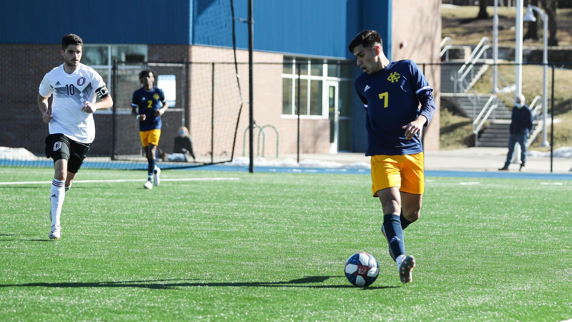 Sandoval Scores in Loss to Creighton - University of Missouri-Kansas City