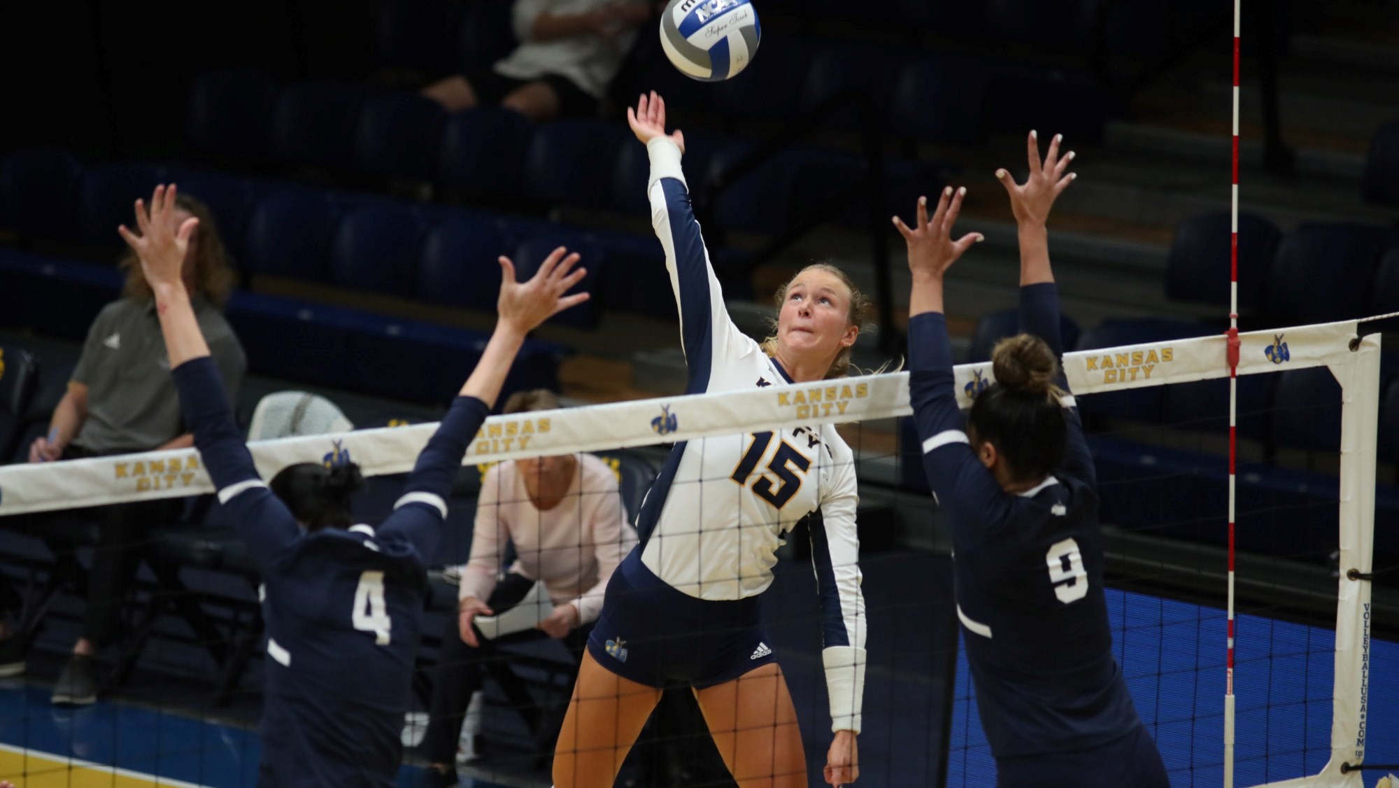 Raina Smith - 2022 - Volleyball - University of Missouri-Kansas City