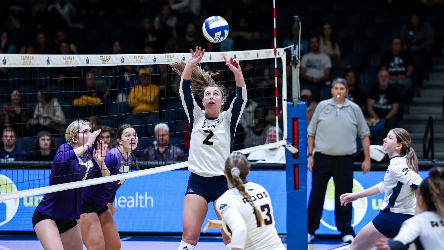 Volleyball Fights, Falls to Omaha in Four - University of Missouri ...