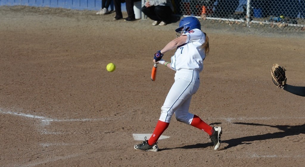 Ali Ferraro - Softball - UMass Lowell Athletics