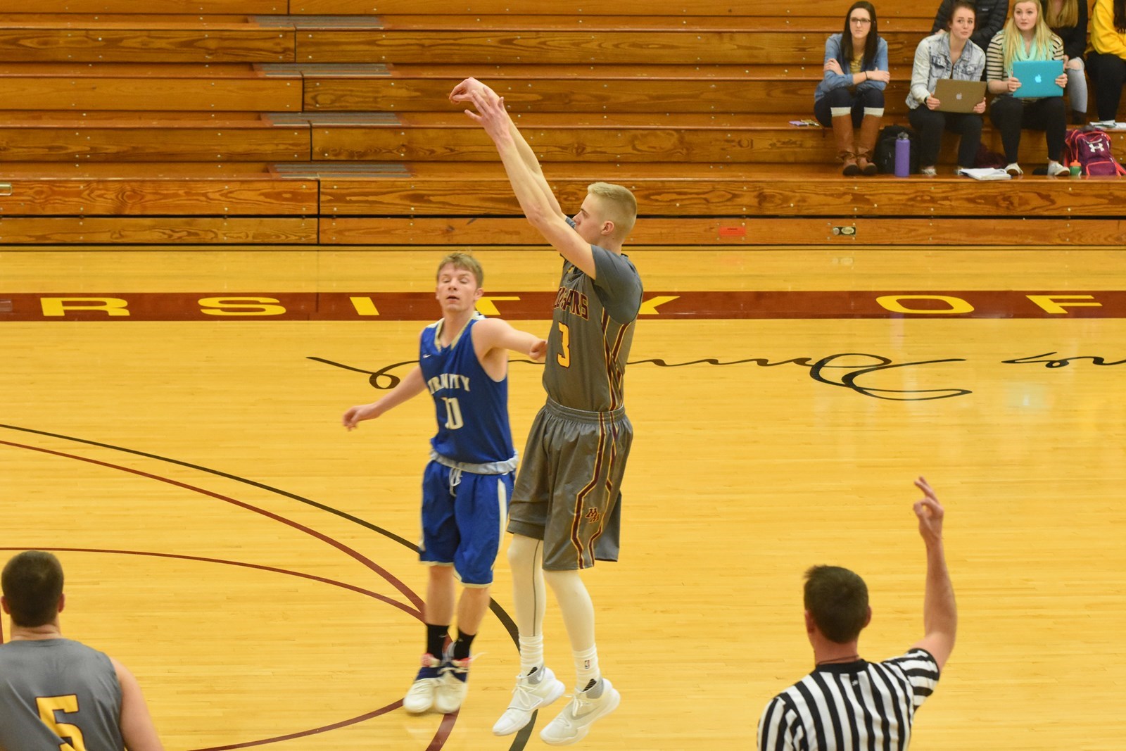 Jeremy Halverson - Men's Basketball - University of Minnesota Morris ...