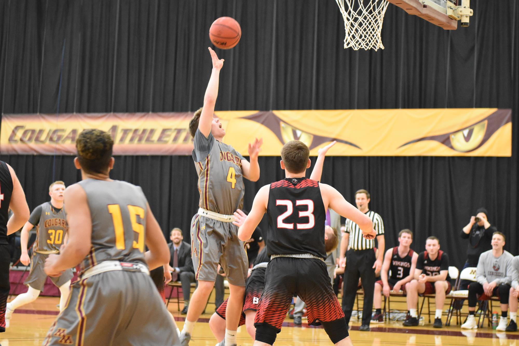 Noah Grove - Men's Basketball - University of Minnesota Morris Athletics