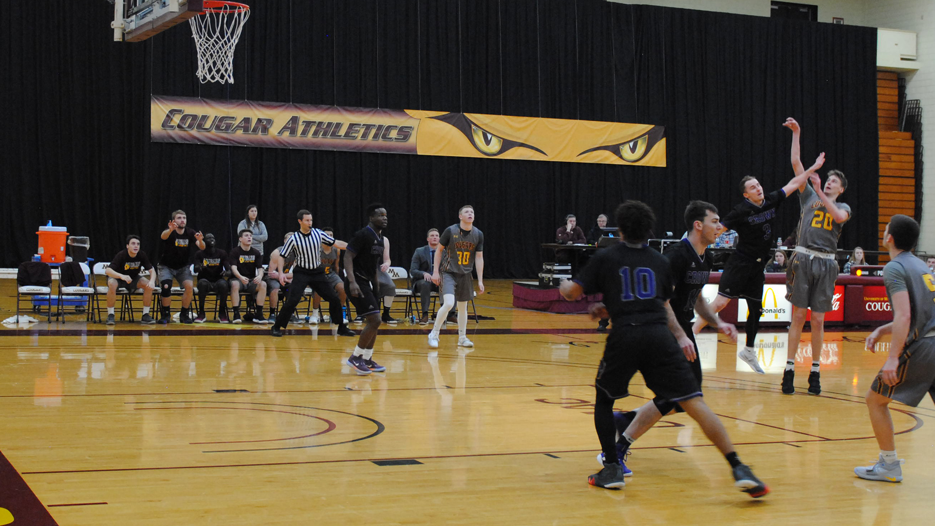 Jeffrey Halverson - Men's Basketball - University of Minnesota Morris ...