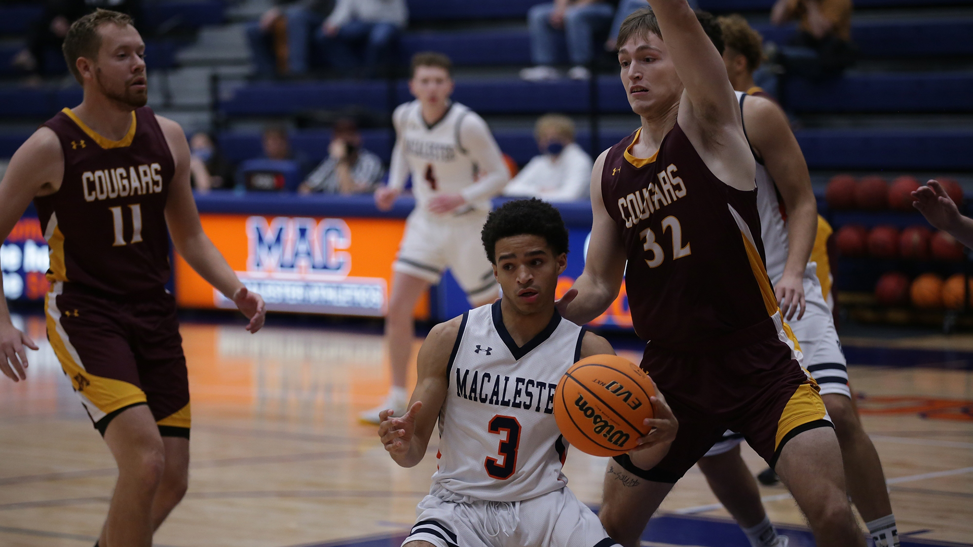 Ian Carlin - Men's Basketball - University of Minnesota Morris Athletics