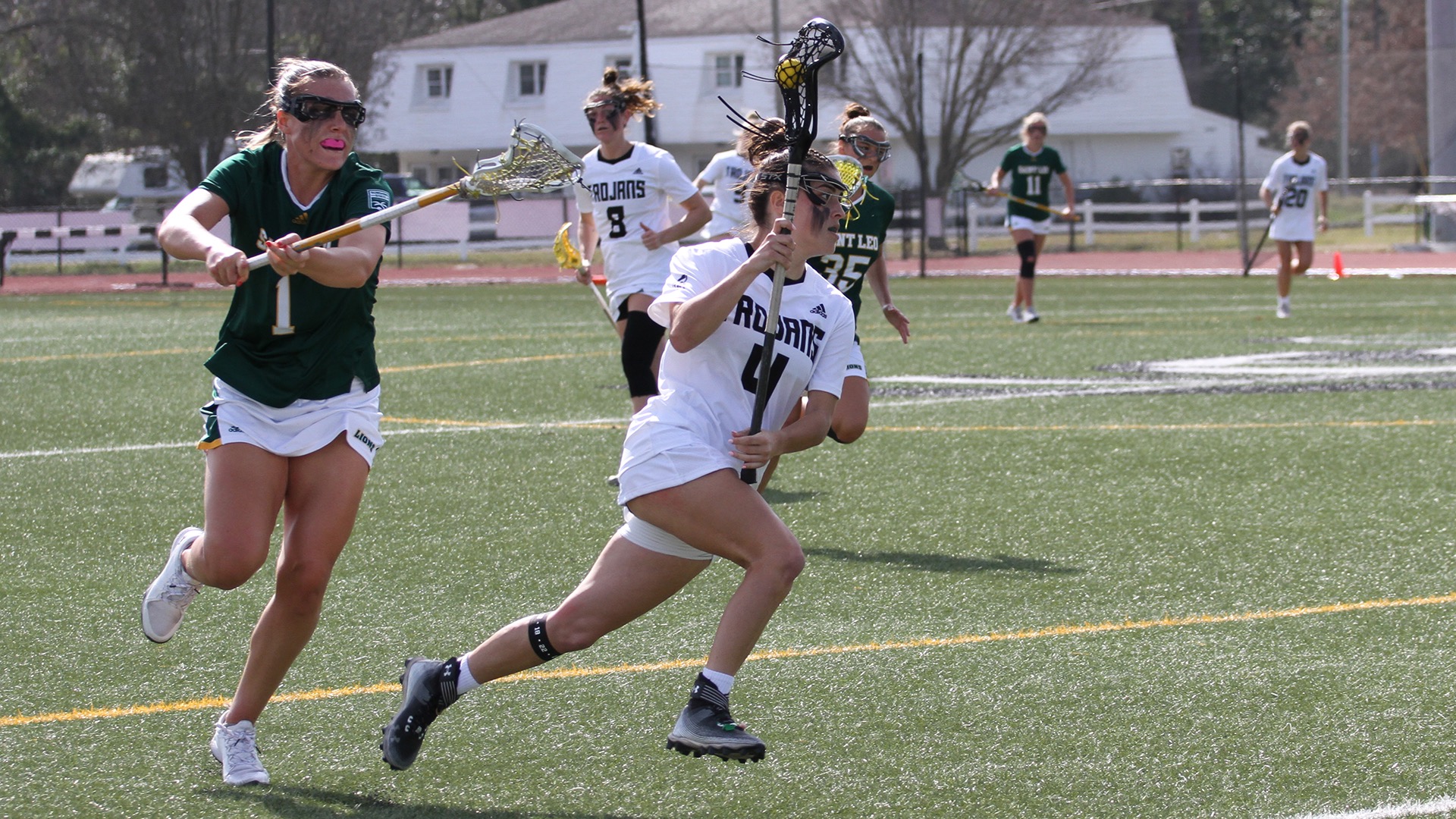 No. 18 Embry-Riddle edges No. 23 UMO, 11-10 - University of Mount Olive