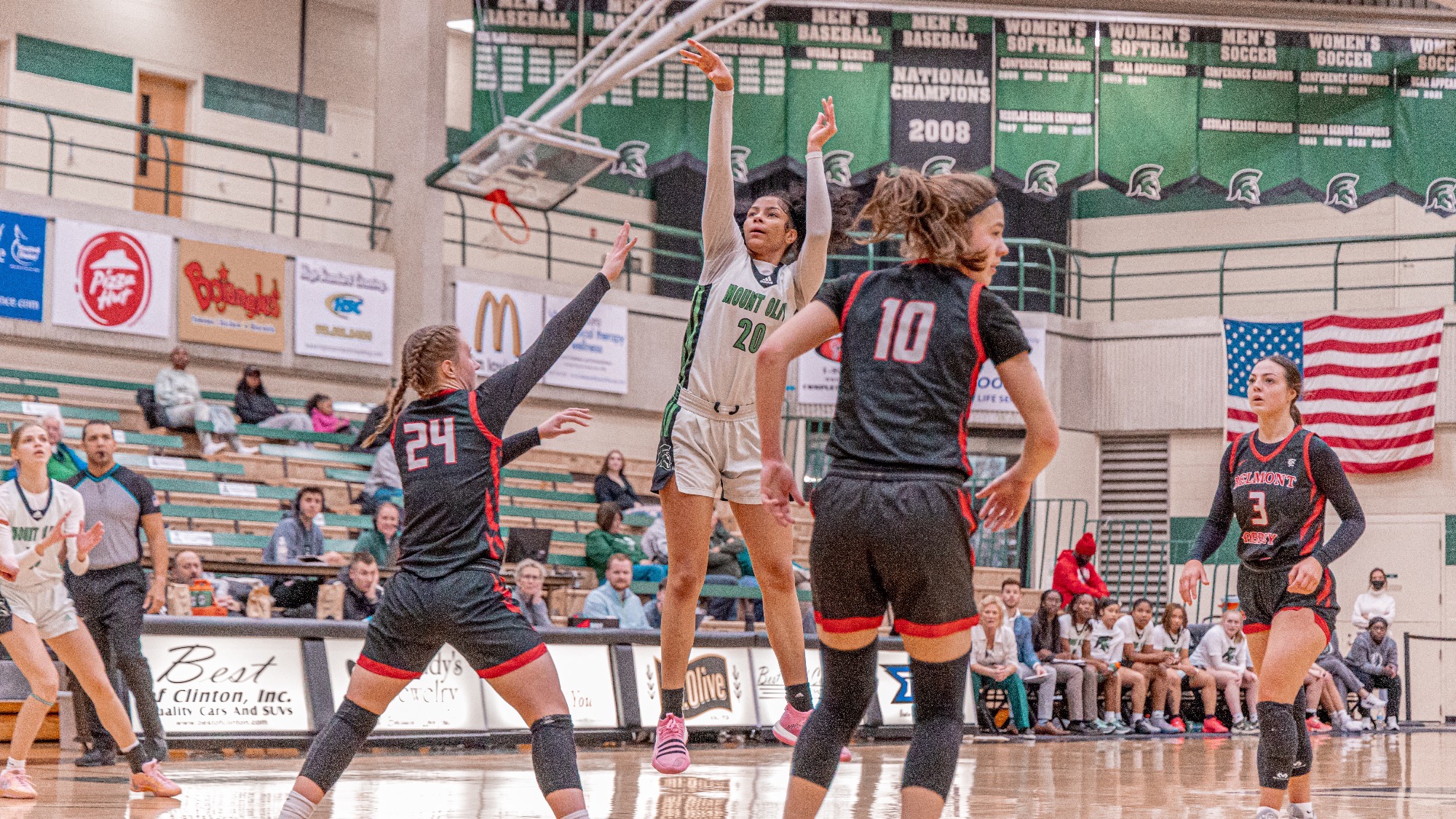 Trojans collect comeback win over Barton, 66-64 - University of Mount Olive