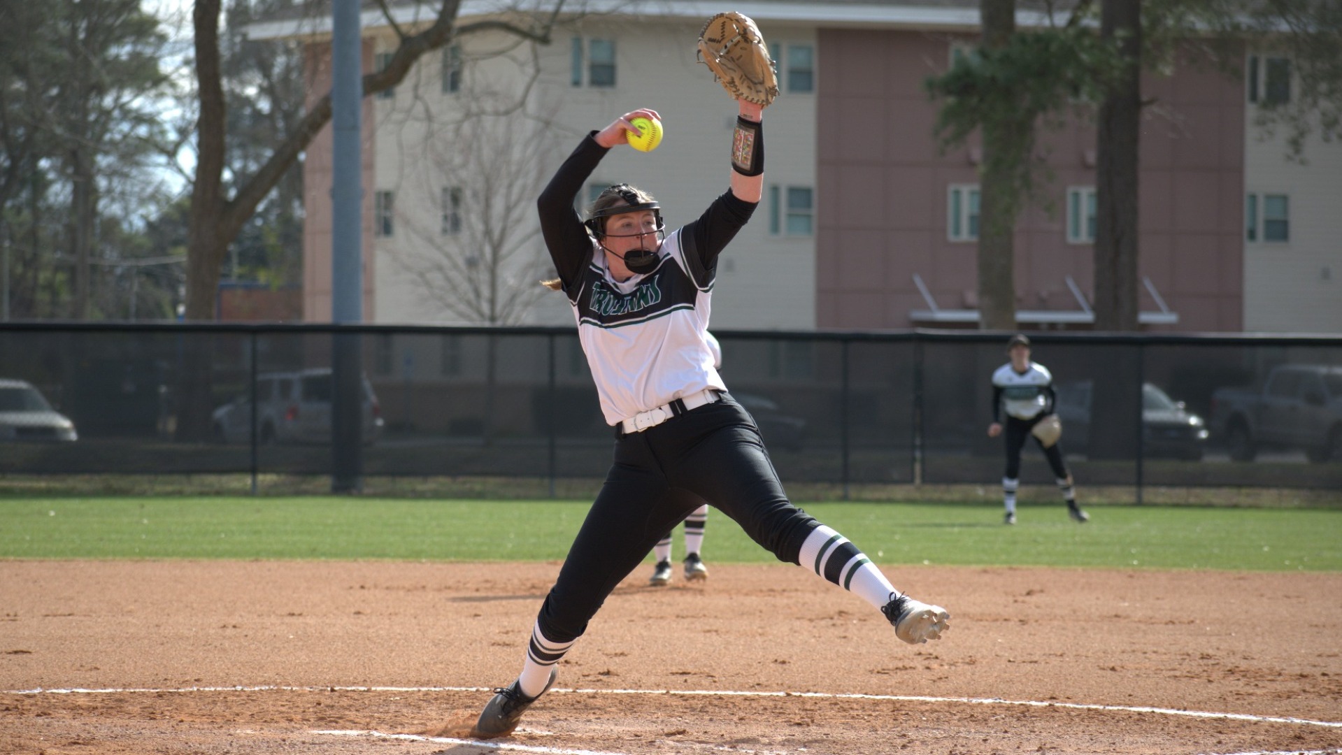 Mount Olive collects sweep in round-robin play - University of Mount Olive