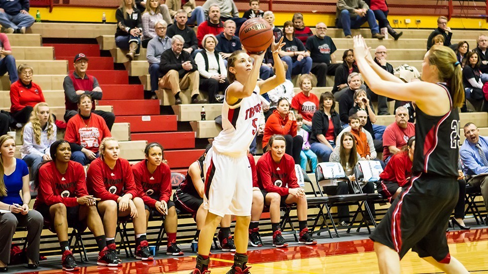 Amber Daly - Women's Basketball - University of Missouri - St. Louis ...