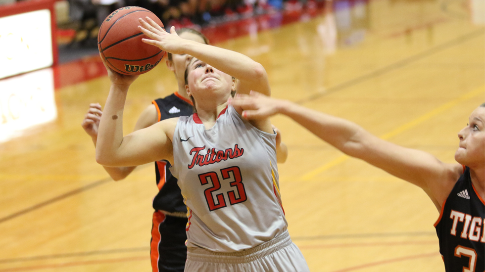 Sydney Bloch - Women's Basketball - University of Missouri - St. Louis ...