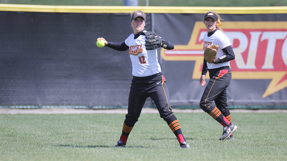 Sara Kern - Softball - University of Missouri - St. Louis Athletics