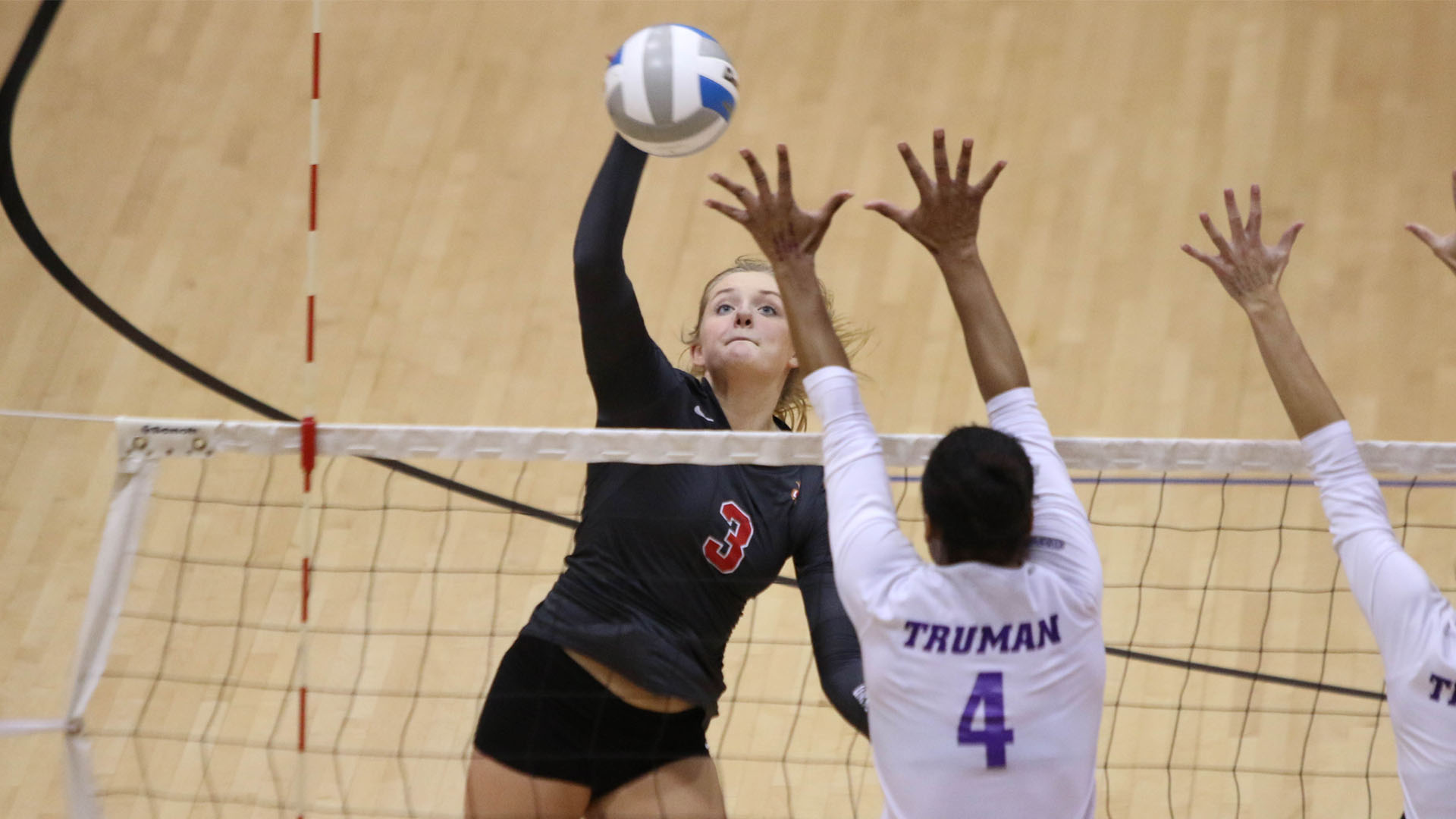 Alex Miner - Women's Volleyball - University of Missouri - St. Louis ...