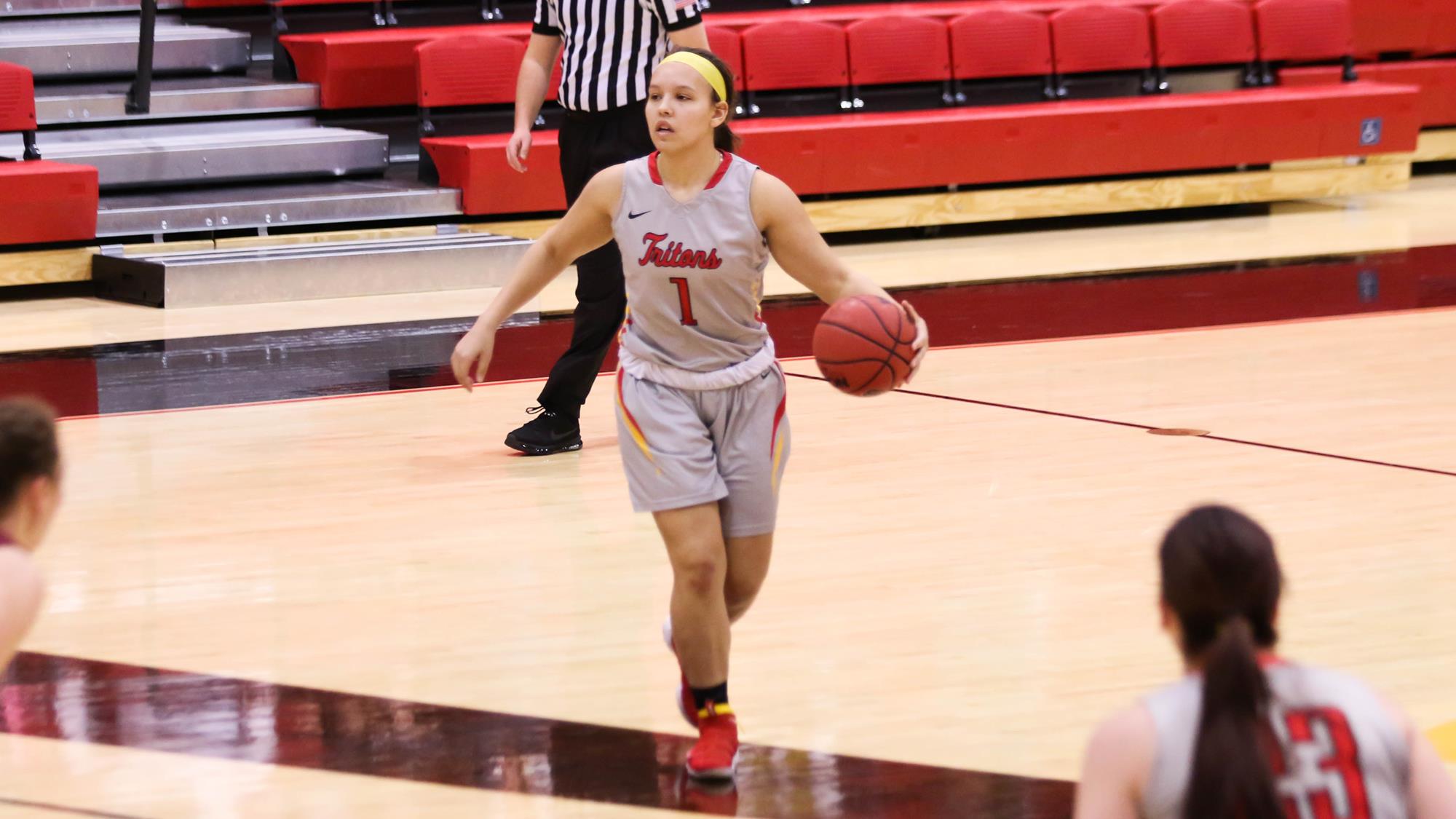 Alexa Chairs - Women's Basketball - University of Missouri - St. Louis ...