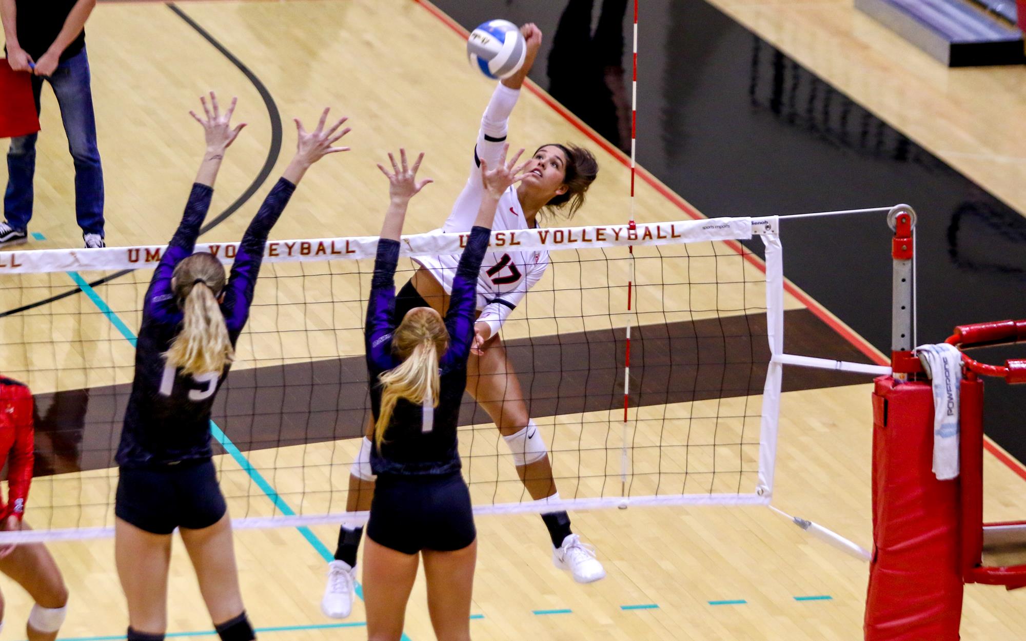 Selena Nolte - Women's Volleyball - University of Missouri - St. Louis ...