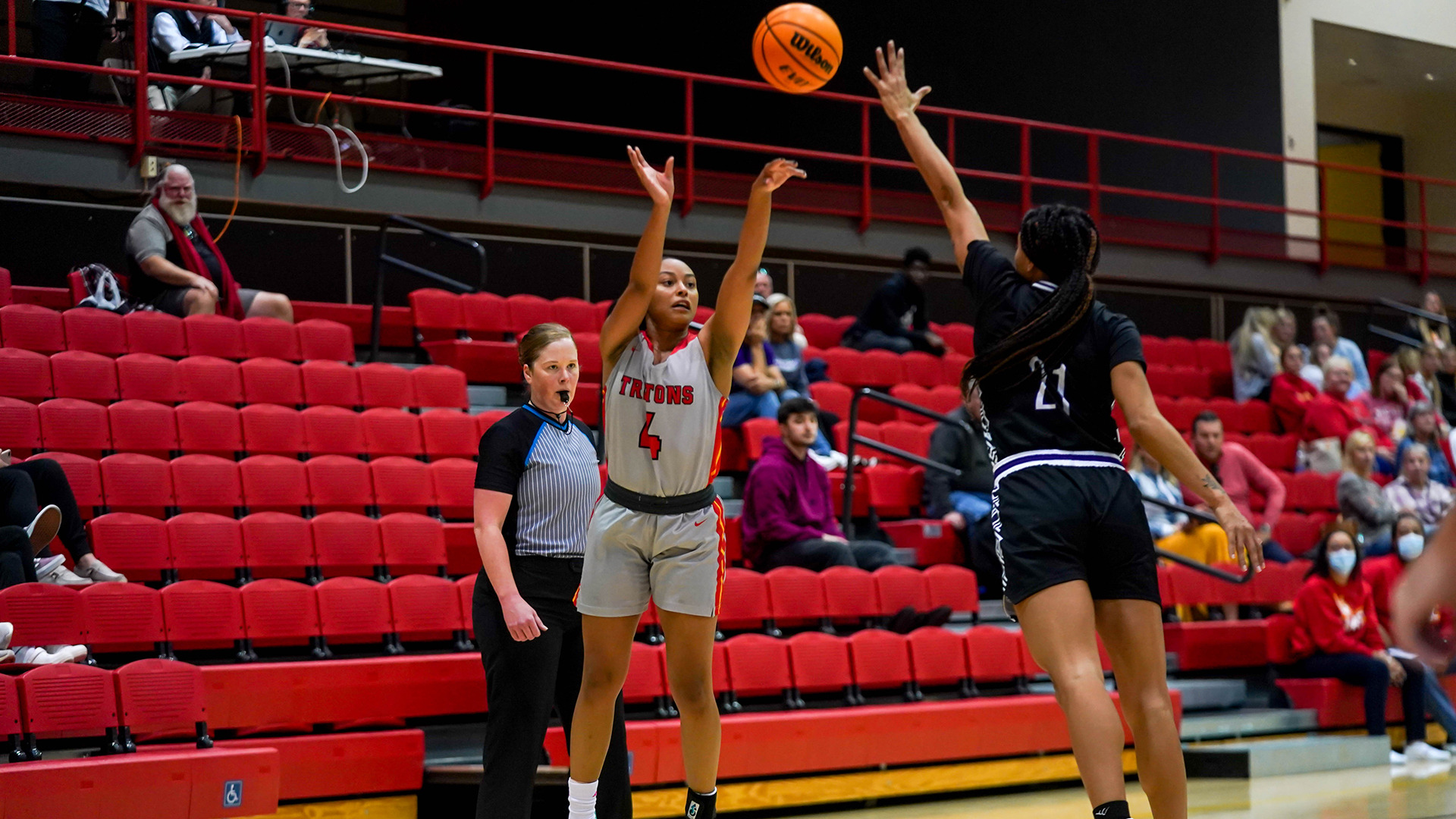 Jalysa Stokes - Women's Basketball - University of Missouri - St. Louis ...