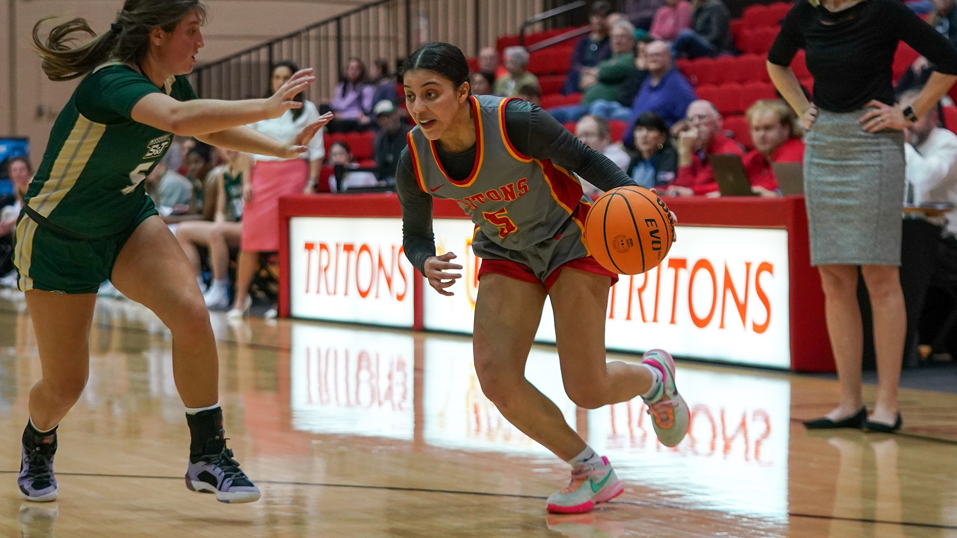 Martinez-Stewart Records Double-Double but UMSL Women’s Hoops Falls to Upper Iowa - University ...