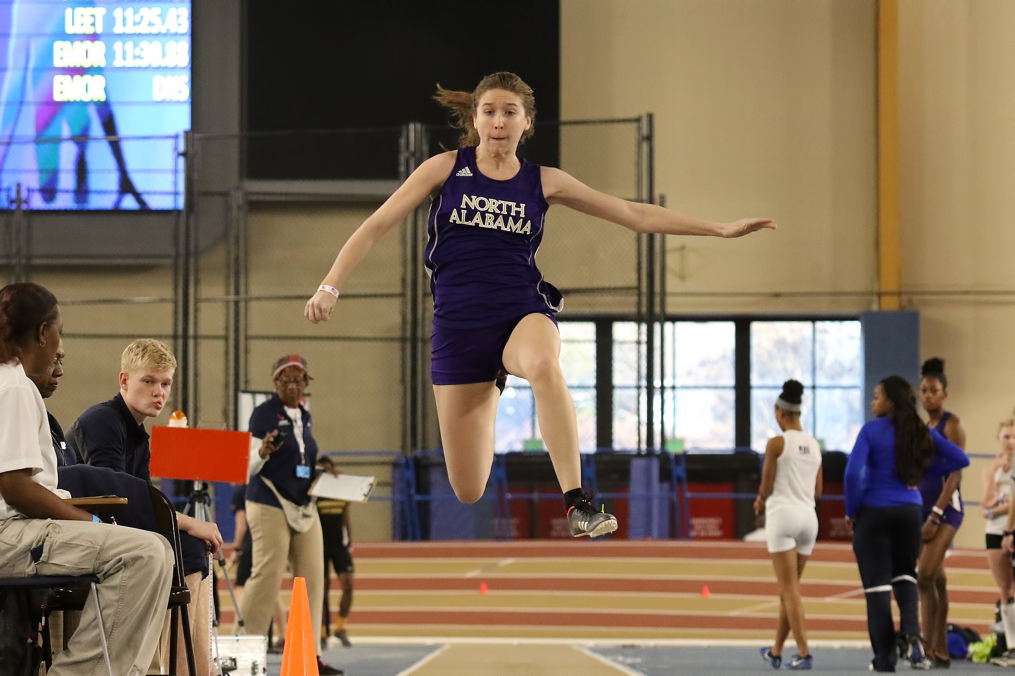 UNA TRACK COMPETES AT JAGUAR INVITATIONAL - University of North Alabama ...