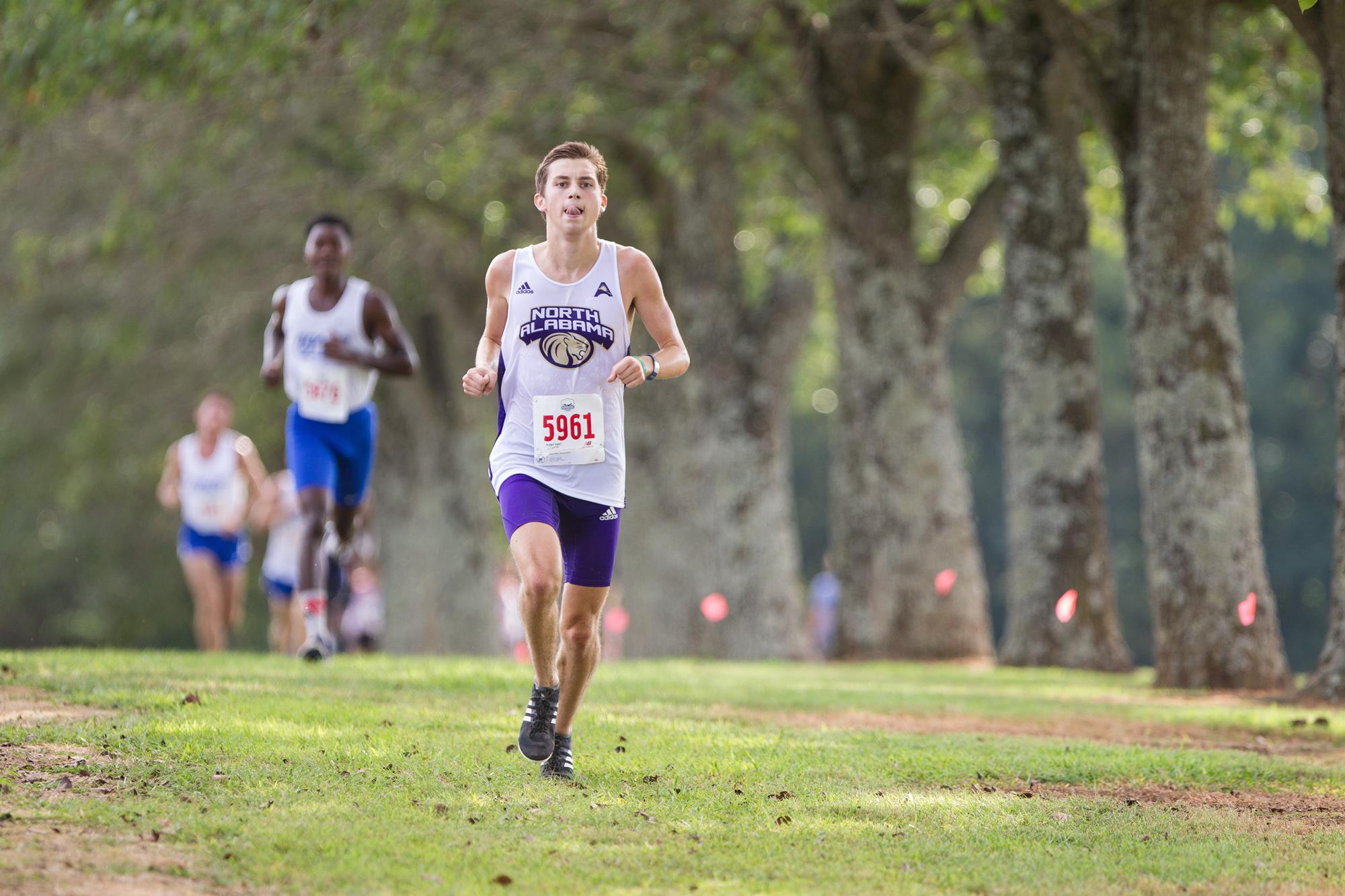Peyton Ewoldt - 2019 - Men's Cross Country - University of North ...