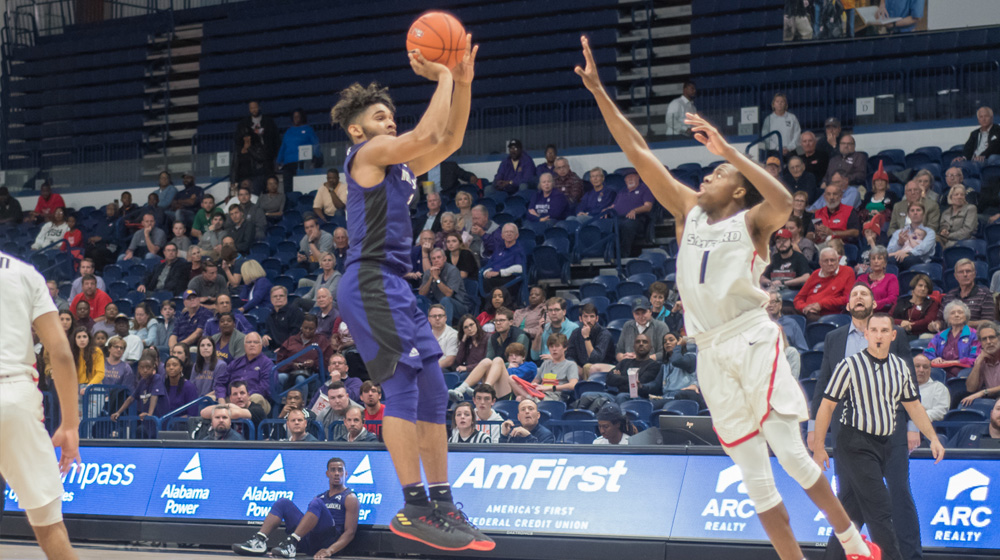 UNA MEN FALL AT SAMFORD - University of North Alabama Athletics