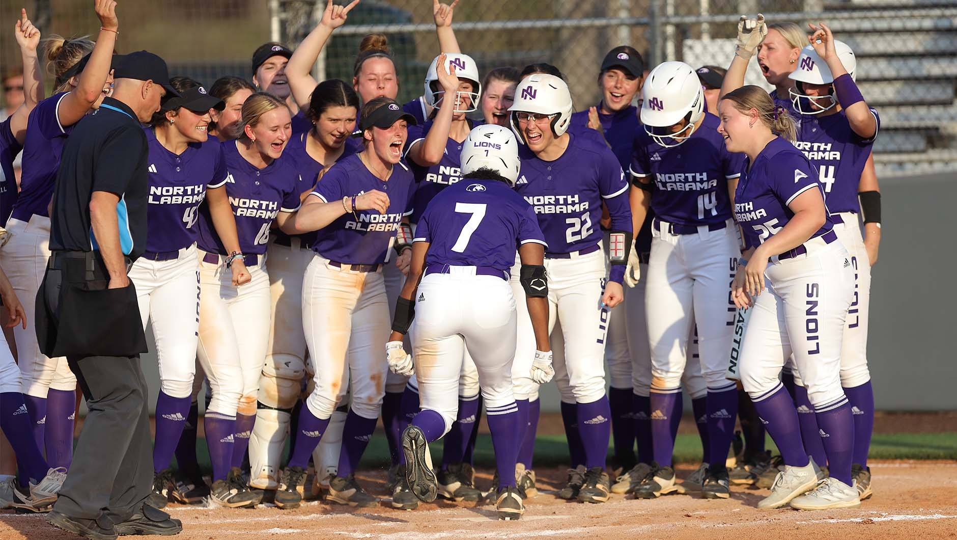 Softball peppers Tennessee State, 10-4 - University of North Alabama ...