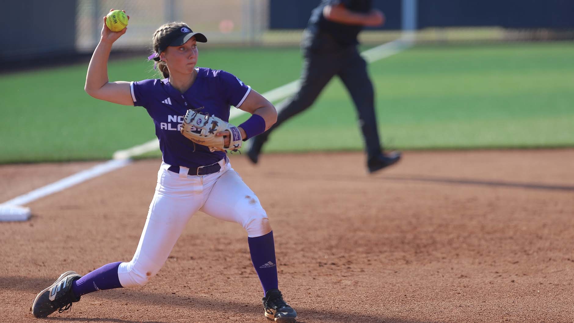 Softball snaps EKU win streak with 2-1 win - University of North ...