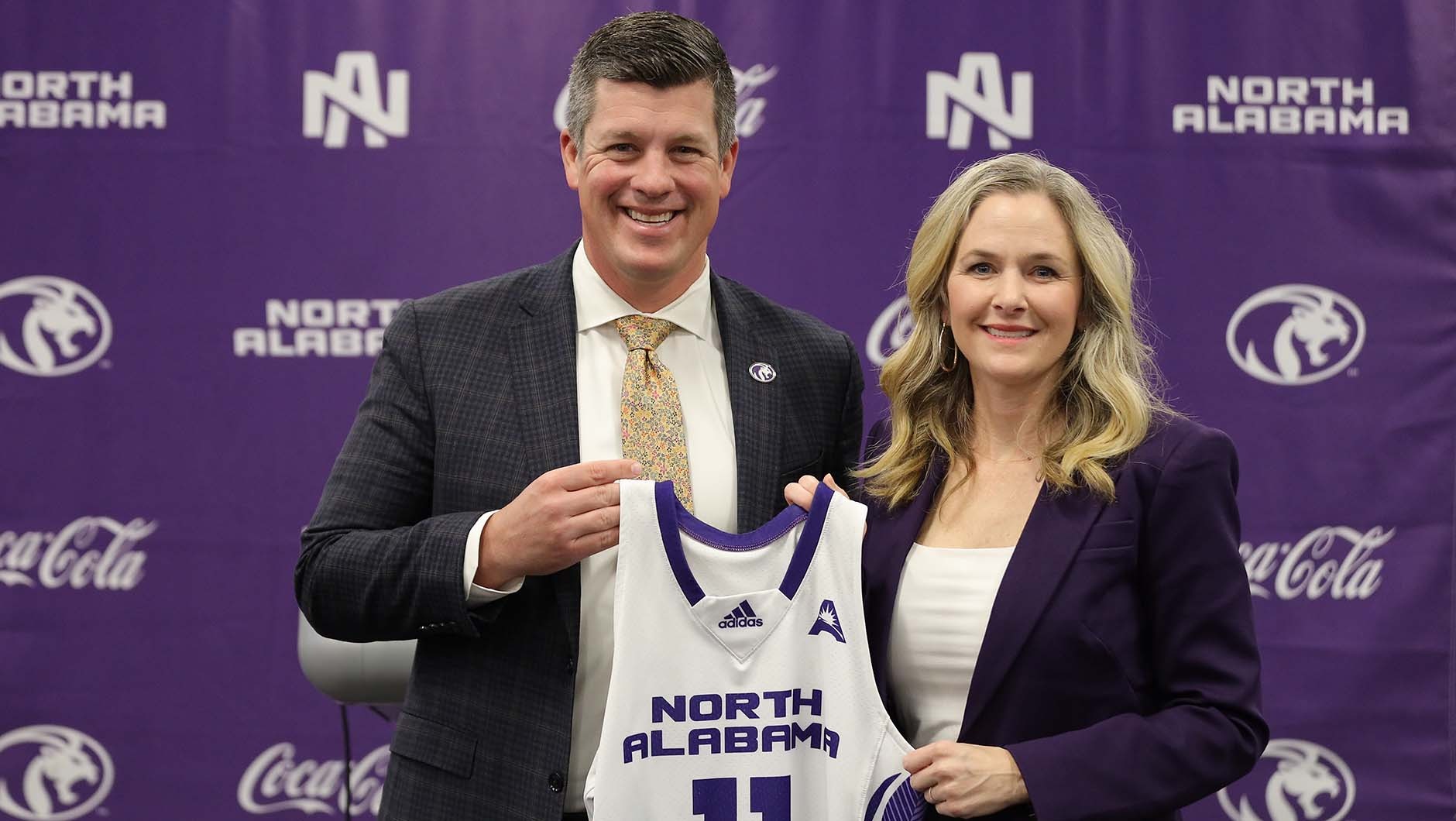 Candi Whitaker named UNA Women’s Basketball Head Coach - University of ...