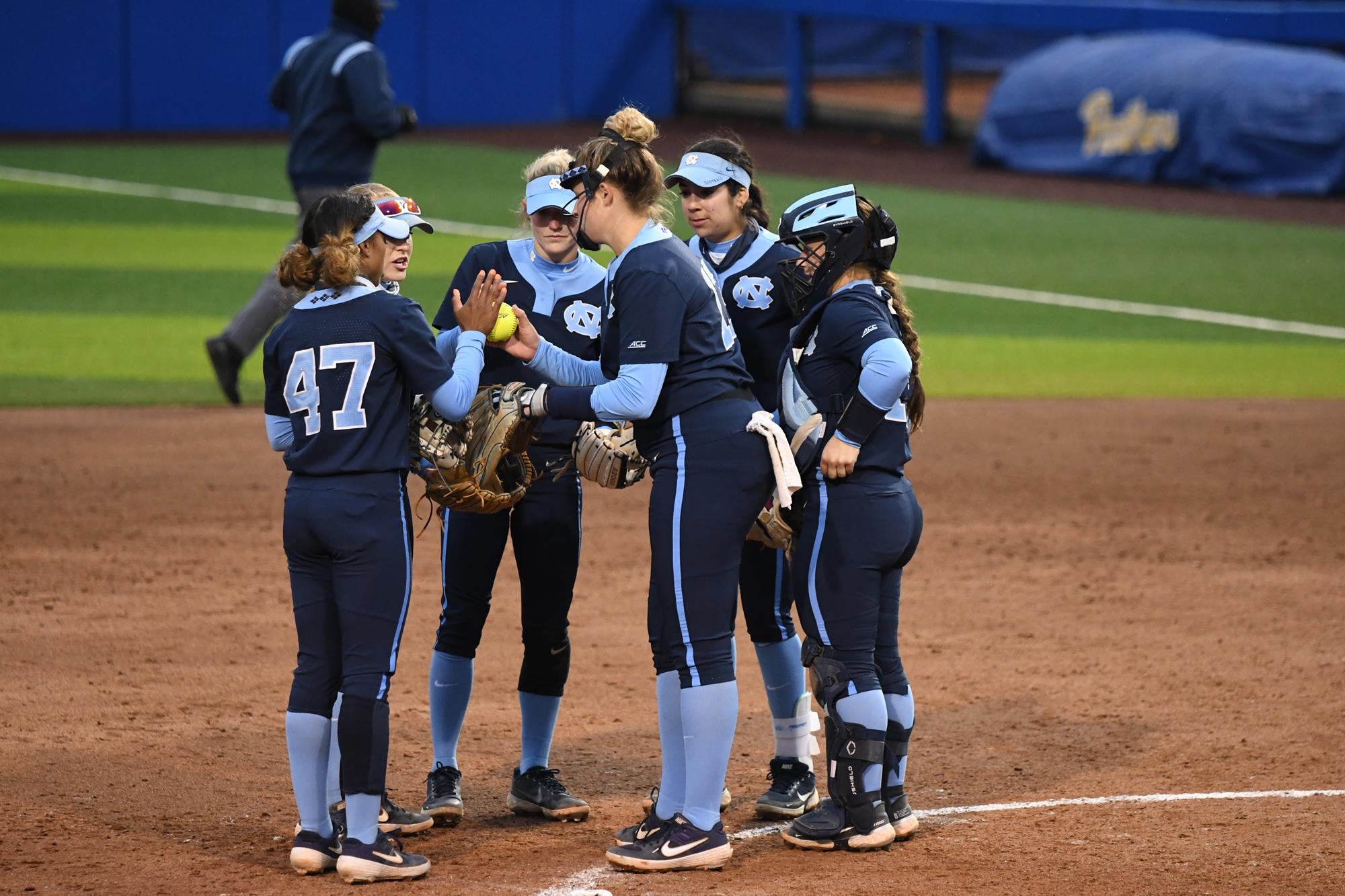 Katie Grace Olinger - Softball - University of North Carolina Athletics