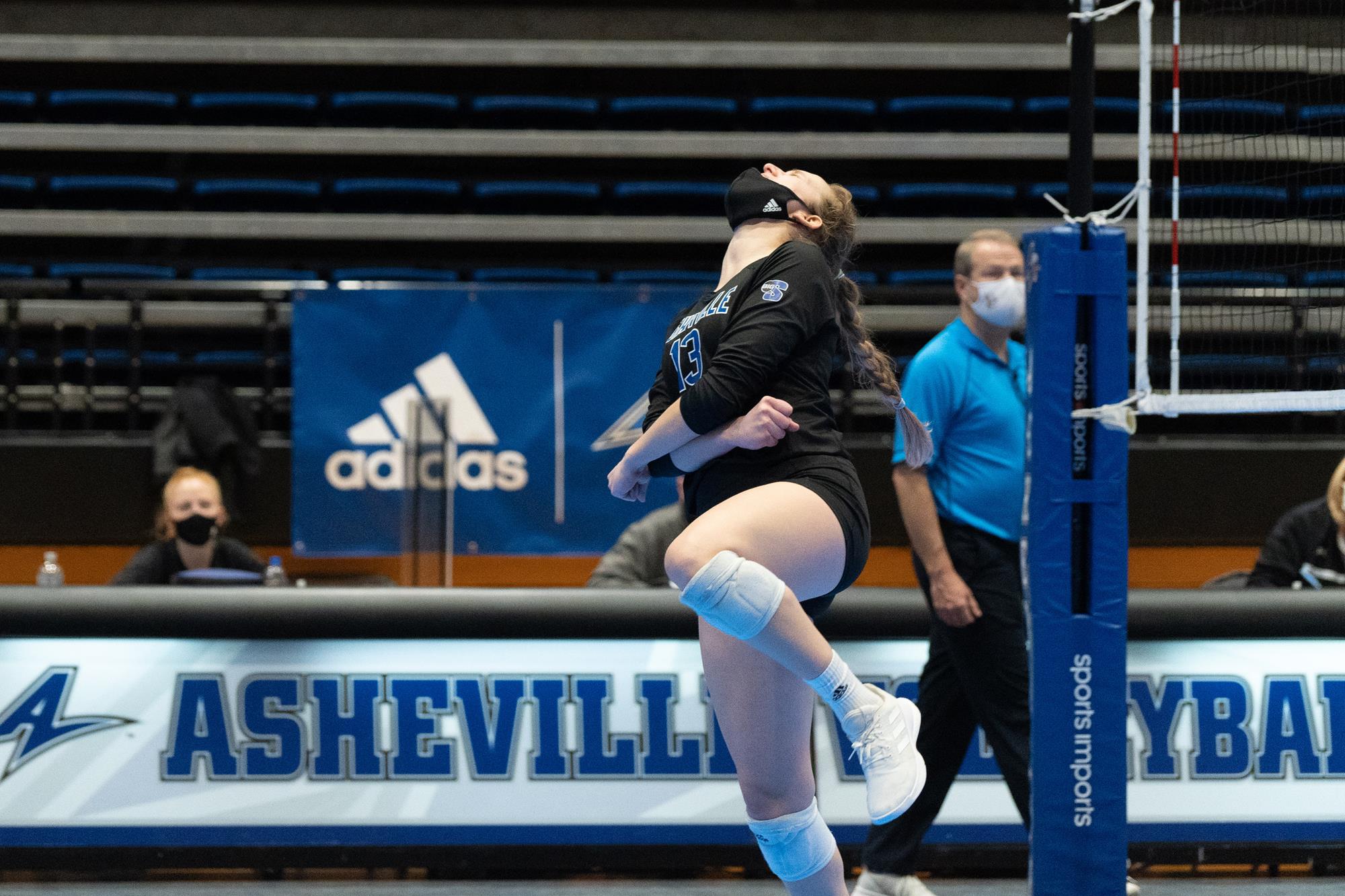 Hannah Spicer - Women's Volleyball - UNC Asheville Athletics