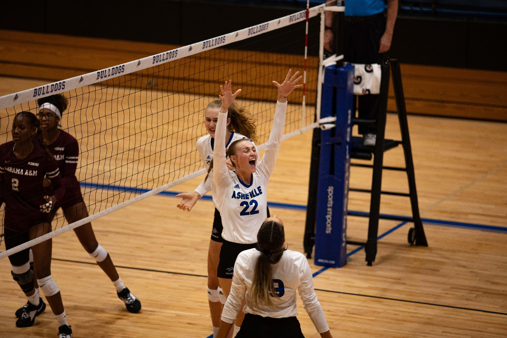 Baylor Herlehy - Women's Volleyball - UNC Asheville Athletics