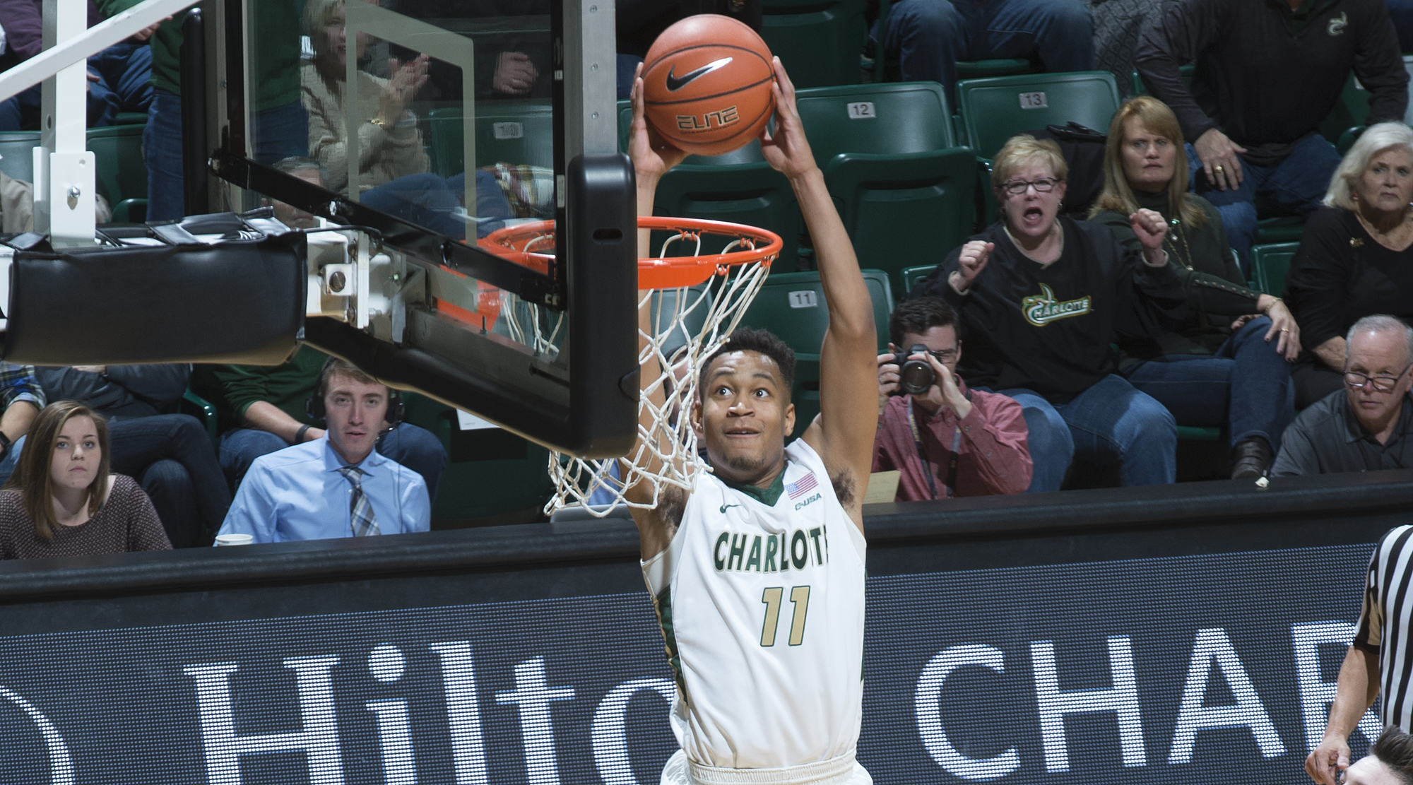 Quentin Jackson - Men's Basketball - Charlotte Athletics