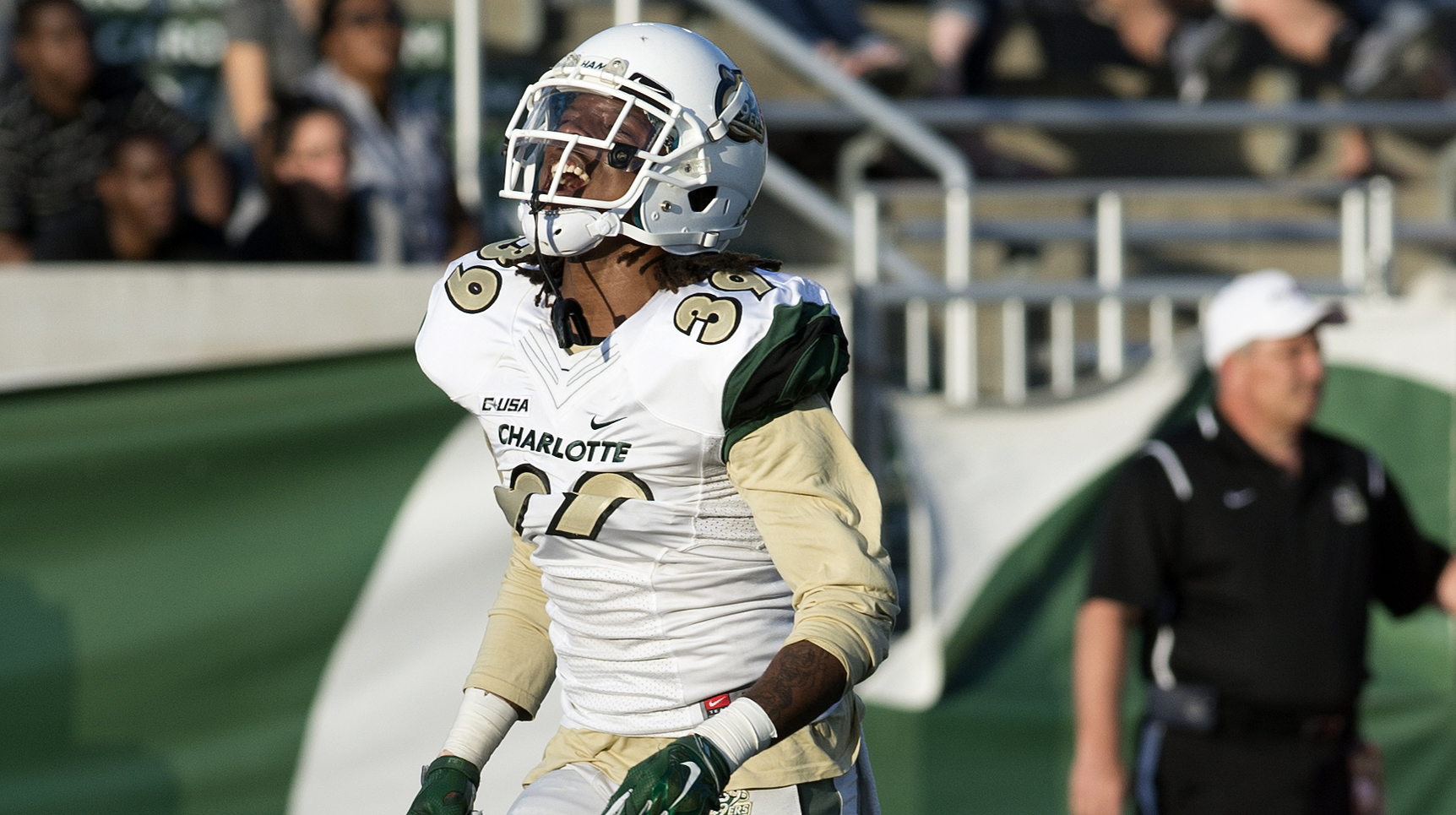 Tre'Shun Wynn - Football - Charlotte Athletics