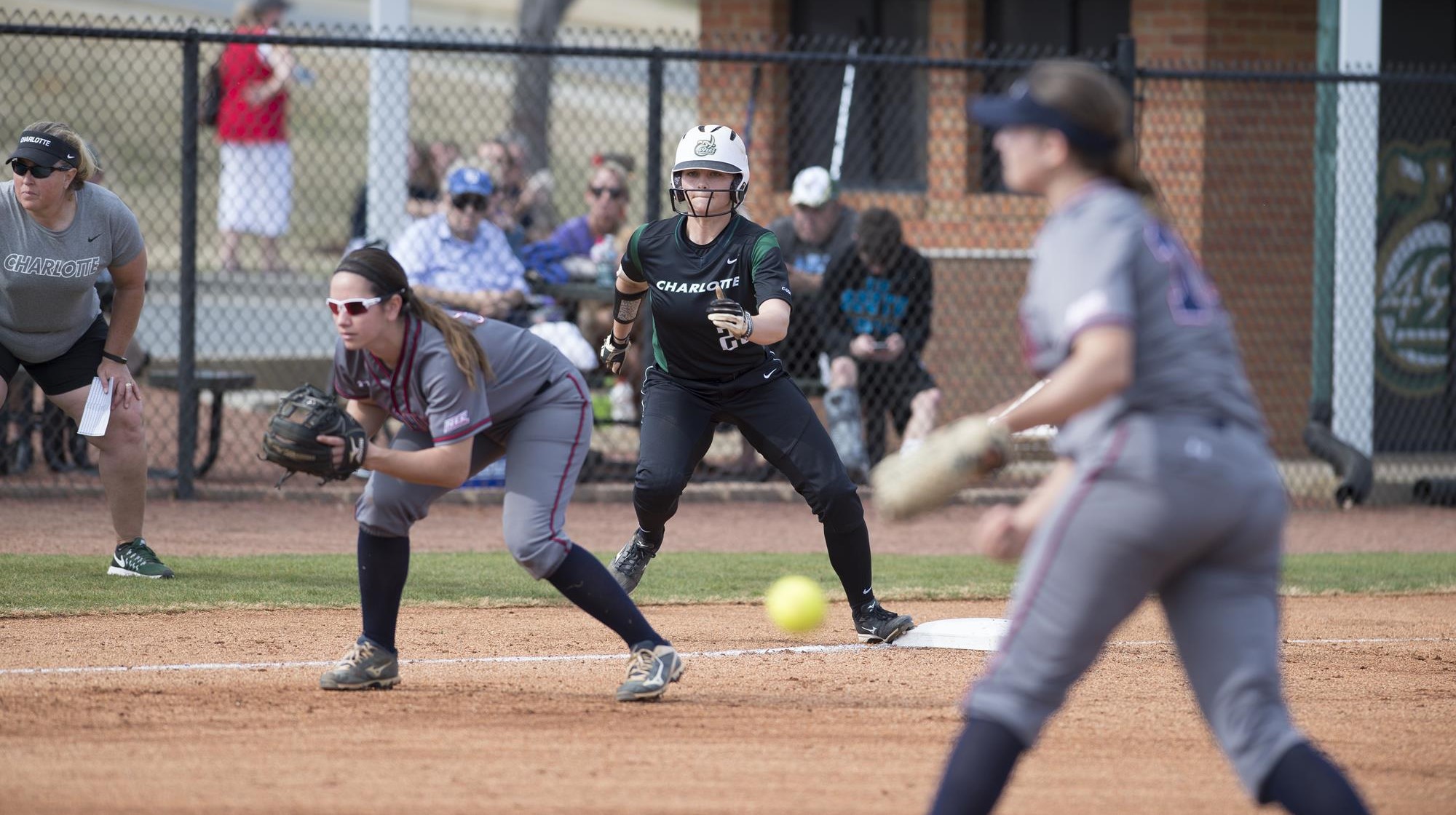 Emma Ocker - Softball - Charlotte Athletics