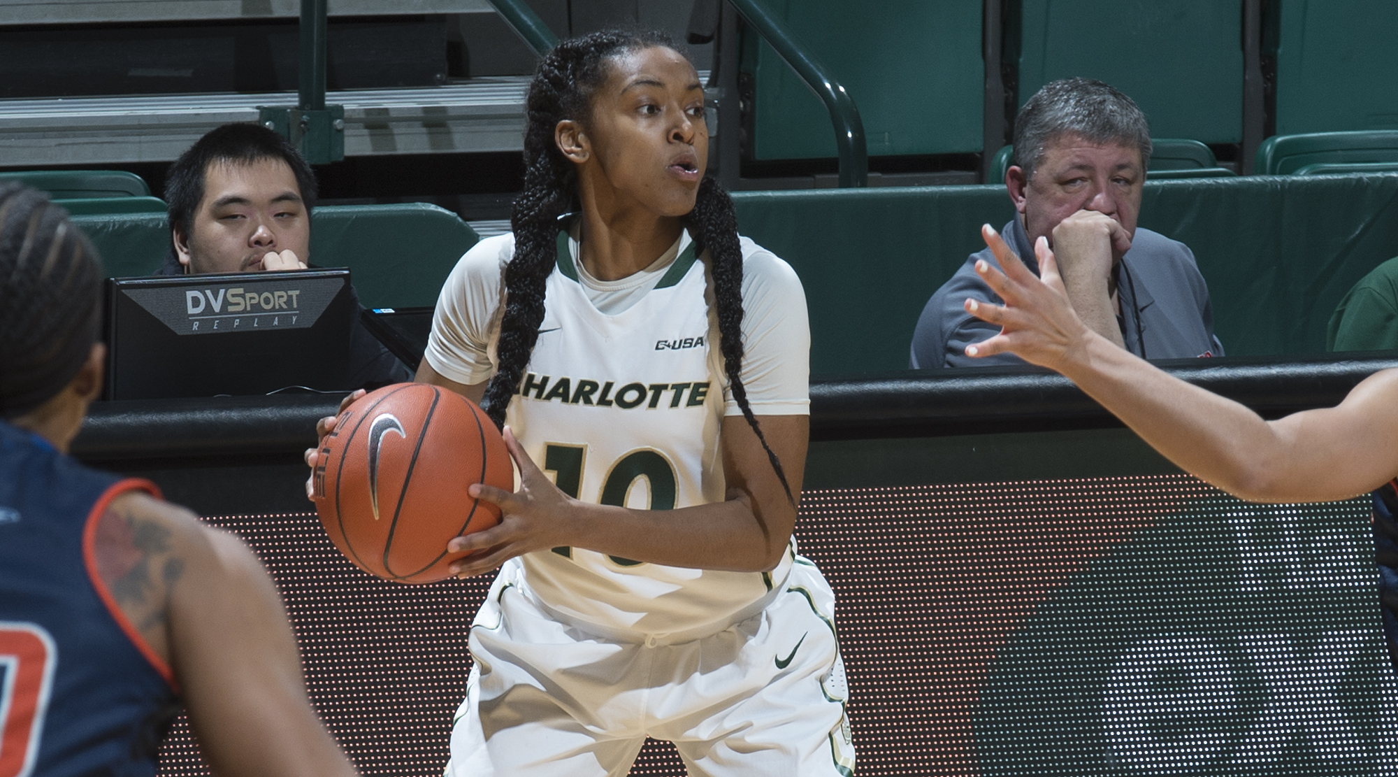 Jada Martin - Women's Basketball - Charlotte Athletics