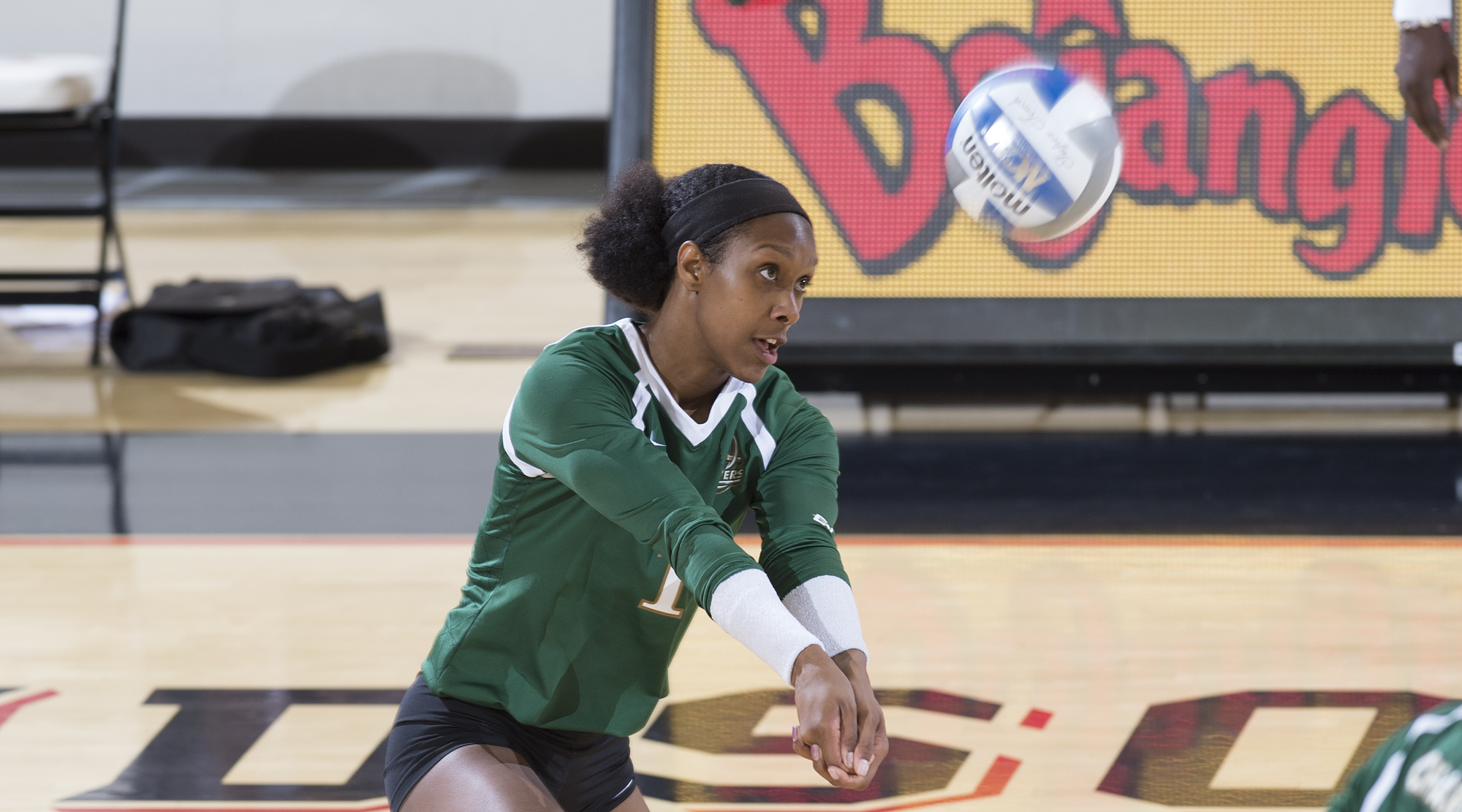Reeana Richardson - Women's Volleyball - Charlotte Athletics