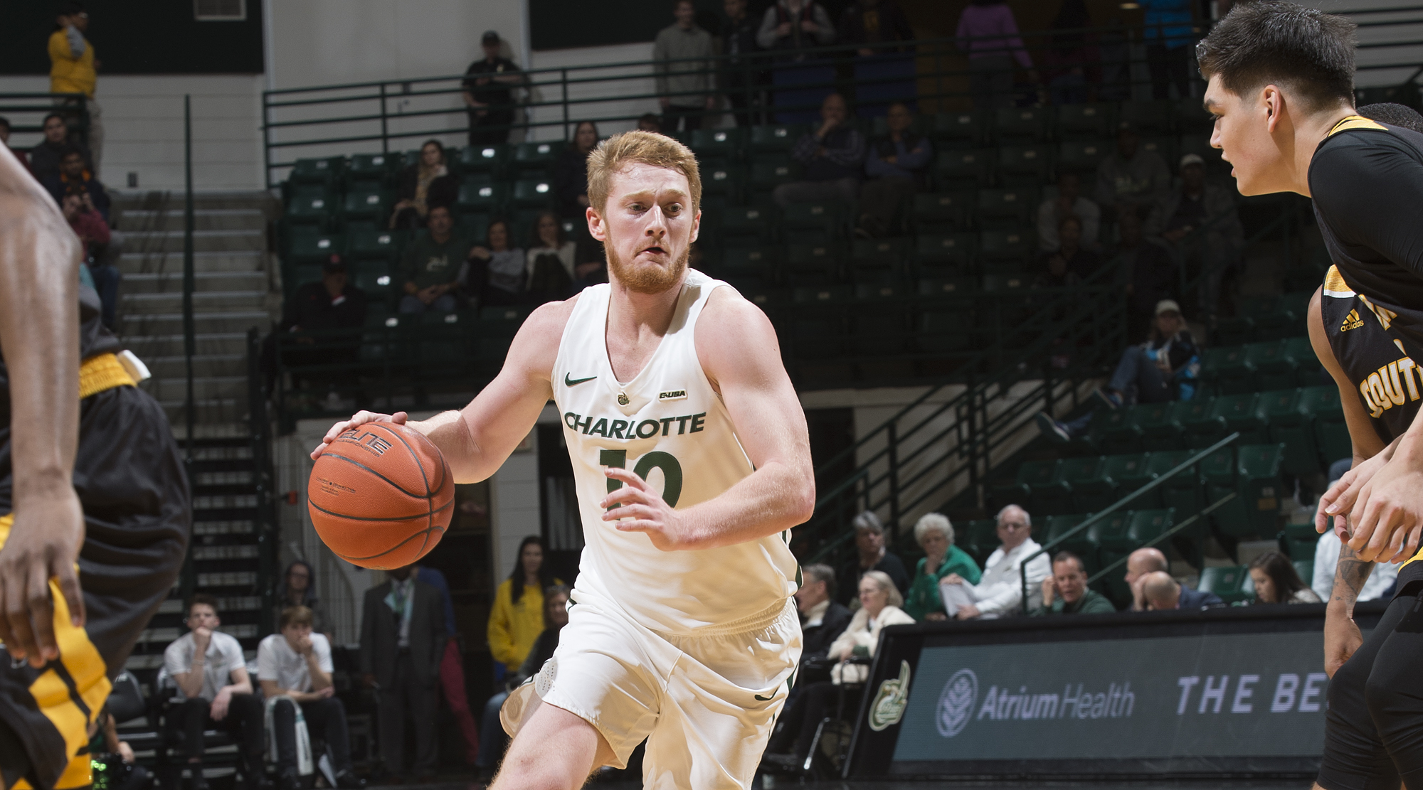 Cooper Robb - Men's Basketball - Charlotte Athletics