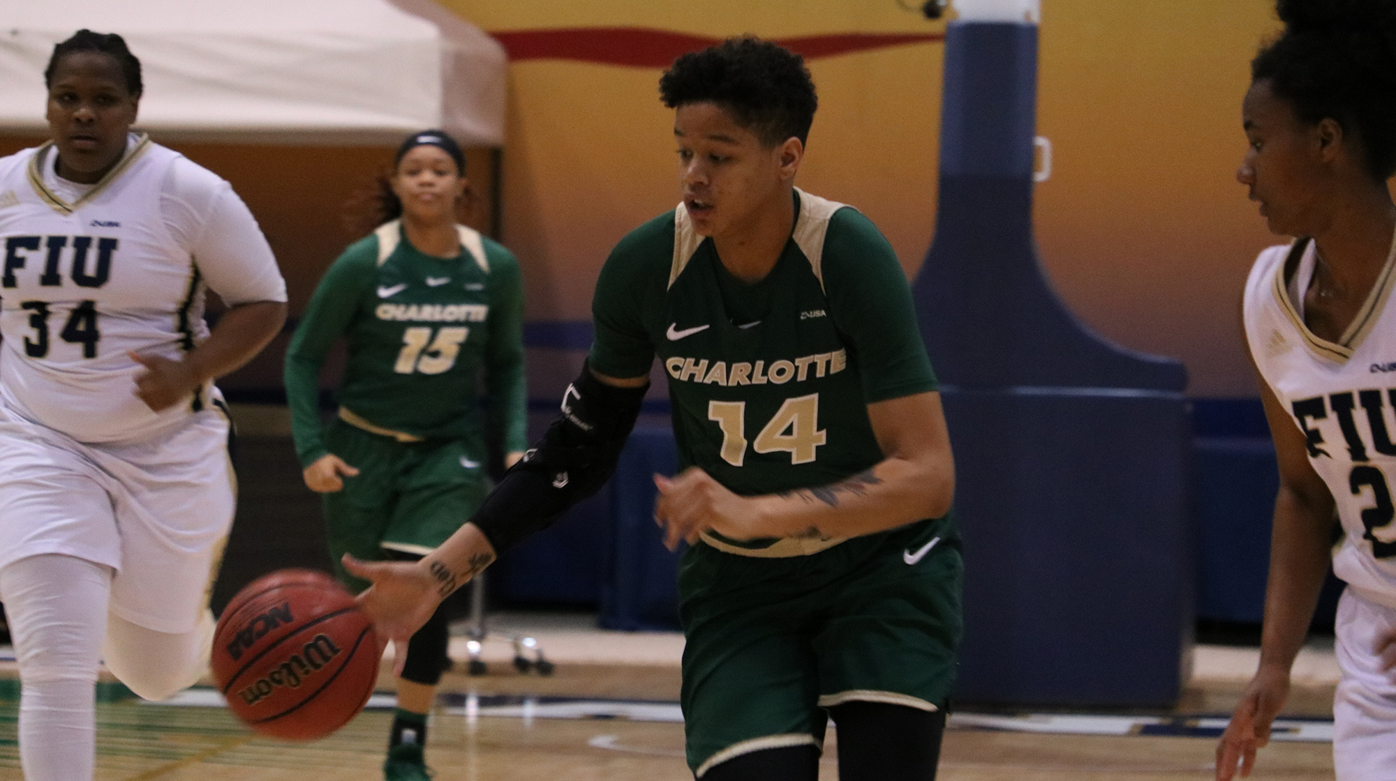 Maddie Moore - Women's Basketball - Charlotte Athletics