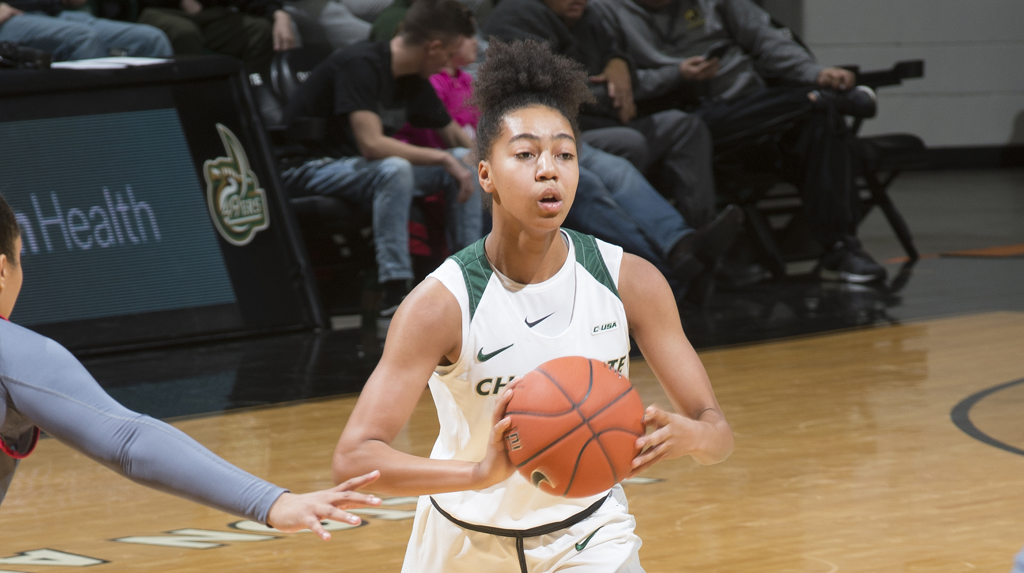 Rinnah Green - Women's Basketball - Charlotte Athletics