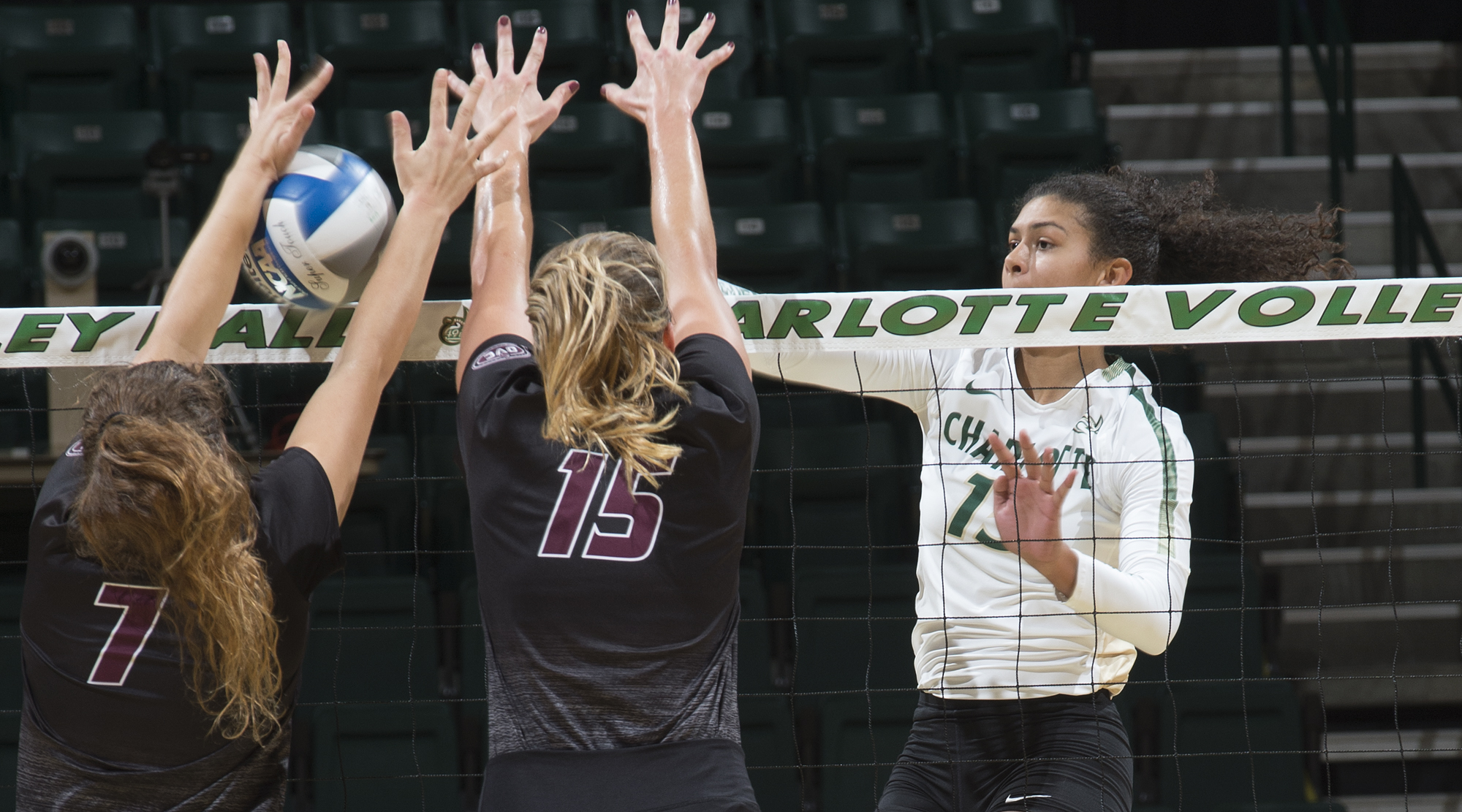 Tyra Galloway - Women's Volleyball - Charlotte Athletics