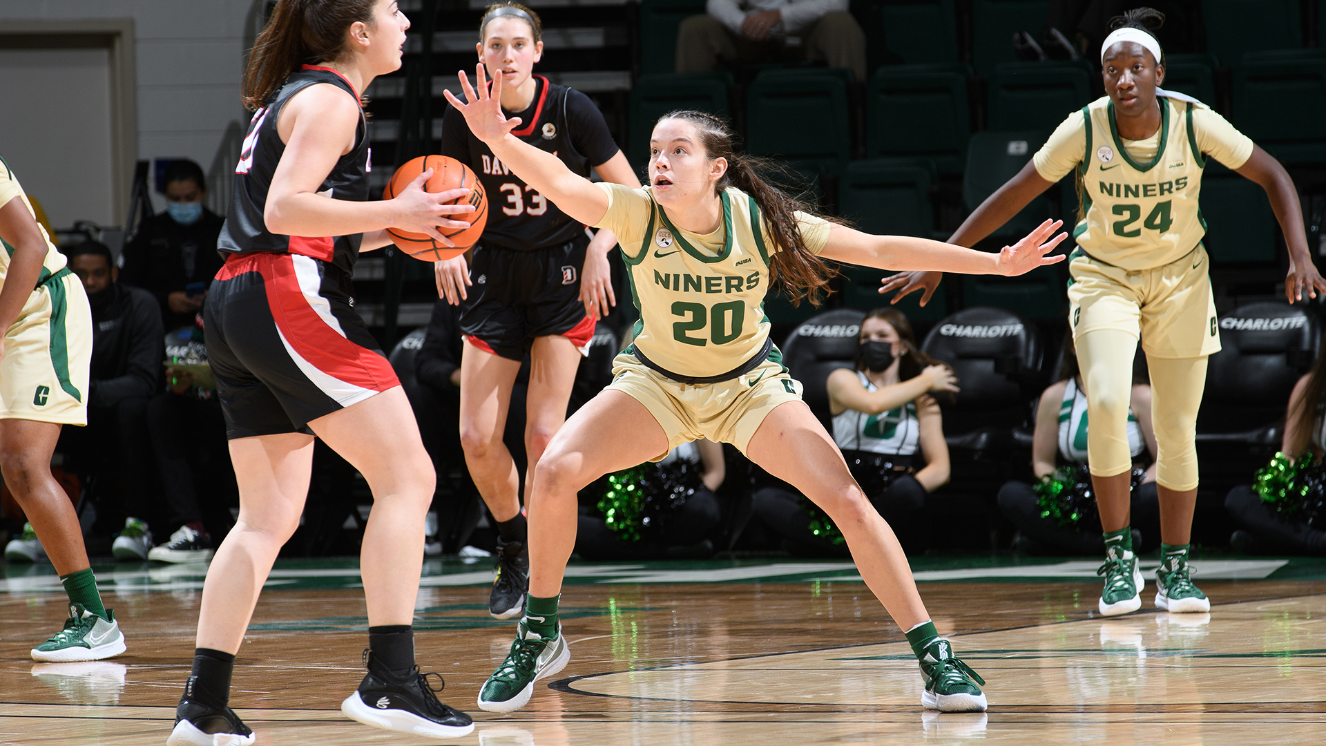 Jacee Busick - Women's Basketball - Charlotte Athletics