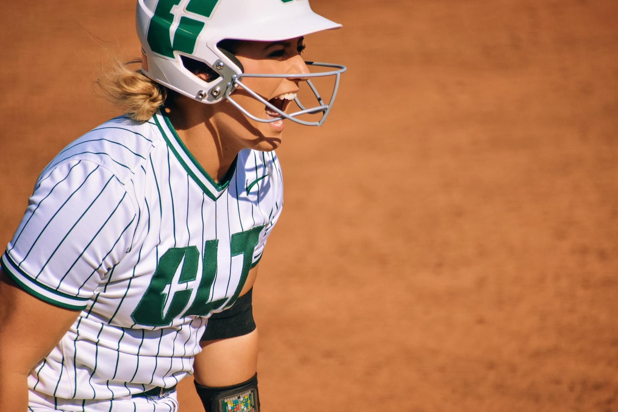 Bailey Vannoy - Softball - Charlotte Athletics