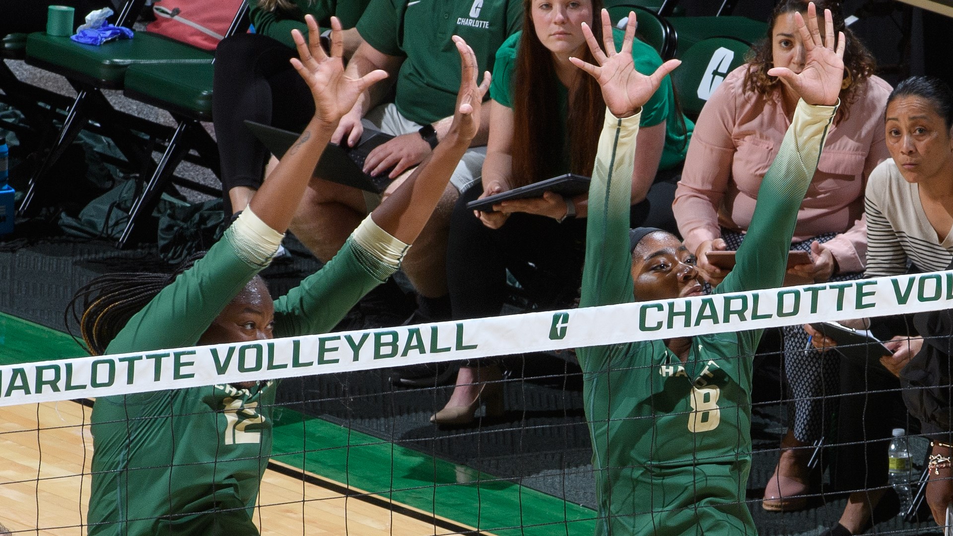 Volleyball Drops Saturday Night Tilt to Wake Forest - Charlotte Athletics