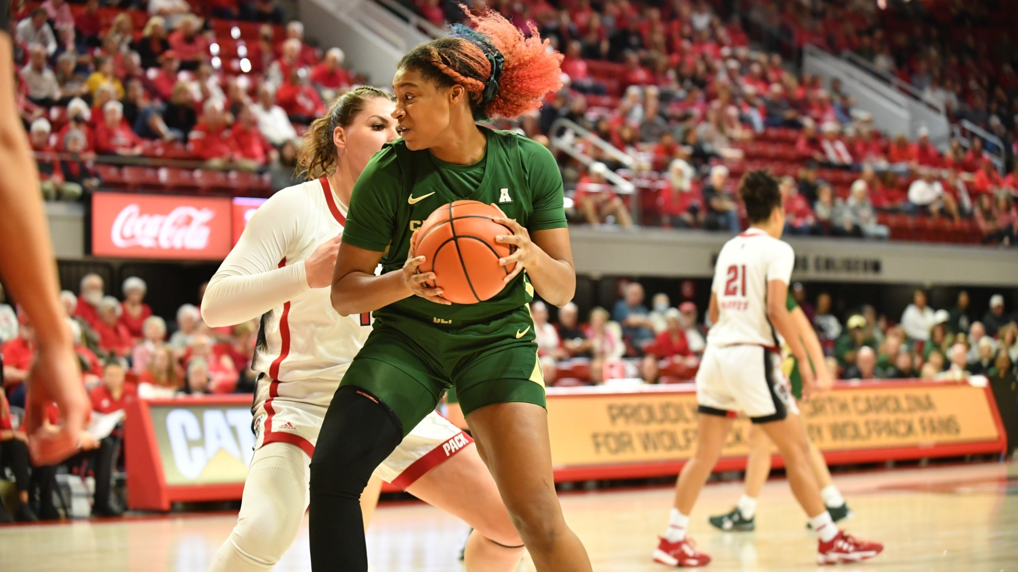 Tracey Hueston - Women's Basketball - Charlotte Athletics