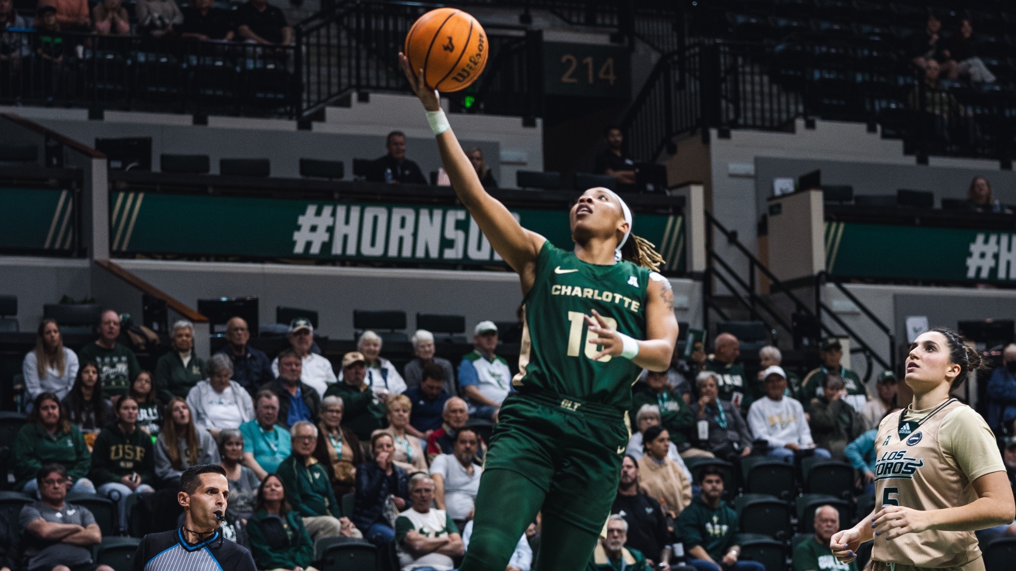 Dazia Lawrence - Women's Basketball - Charlotte Athletics