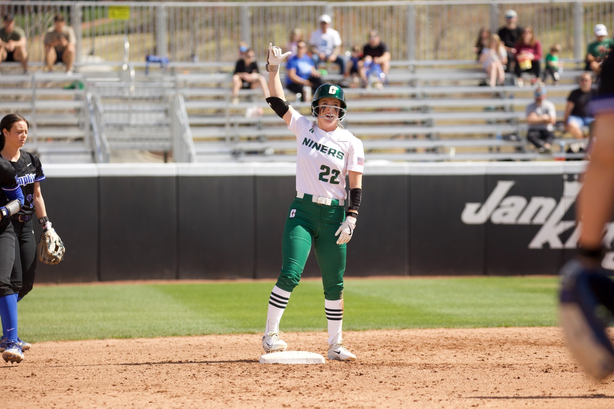 Abigail Knight - Softball - Charlotte Athletics