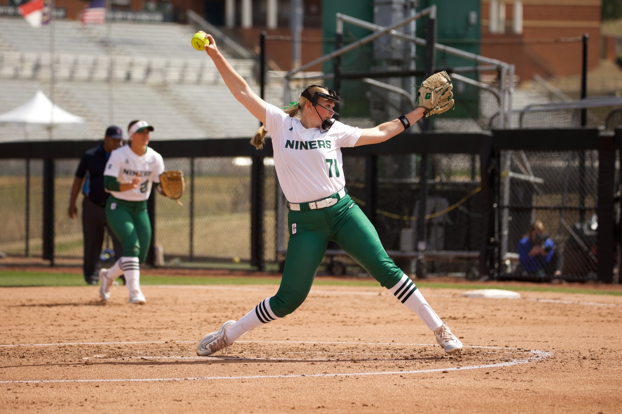 Georgeanna Barefoot - Softball - Charlotte Athletics