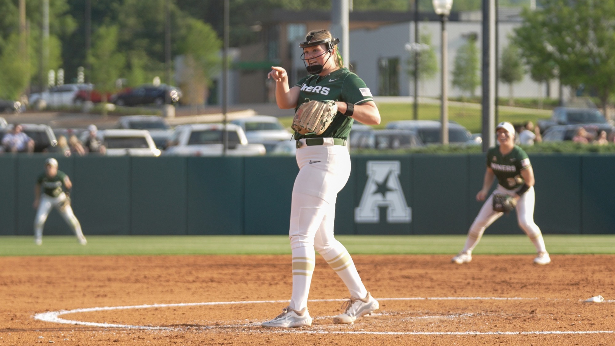 Barefoot Tosses Complete Game Shutout in 5-0 Win over UAB - Charlotte ...