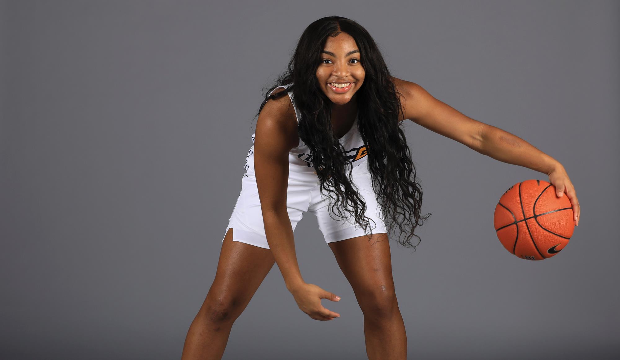 Jordan Releford - 2022-23 - Women's Basketball - UNC Greensboro