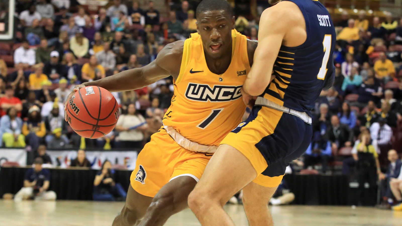 No. 3 Spartans Fall To No. 6 Mocs In SoCon Quarterfinals - UNC Greensboro