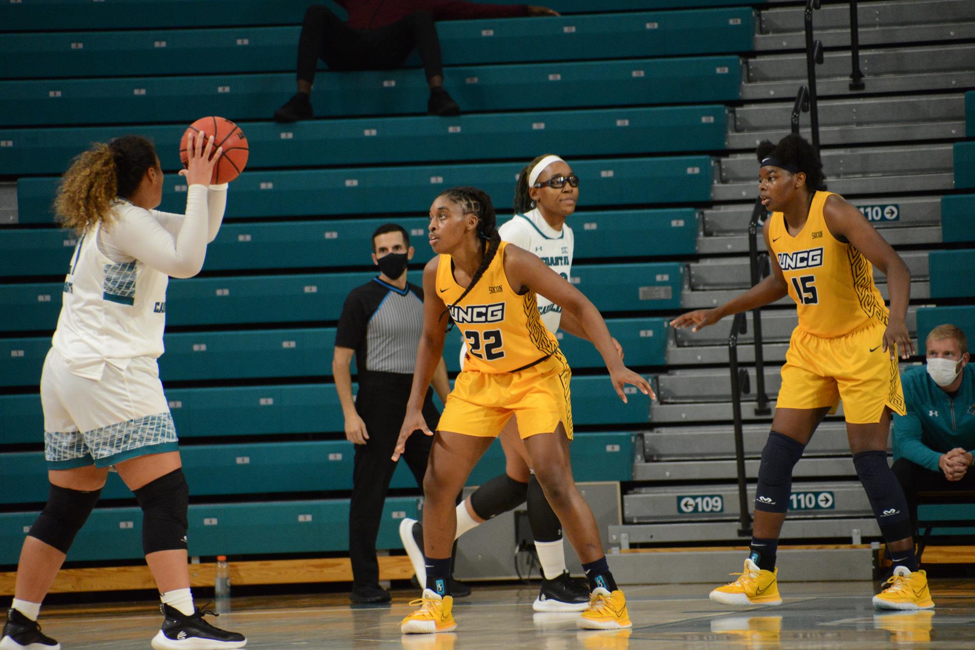 Women’s Basketball Closes out Tournament with Gardner-Webb - UNC Greensboro